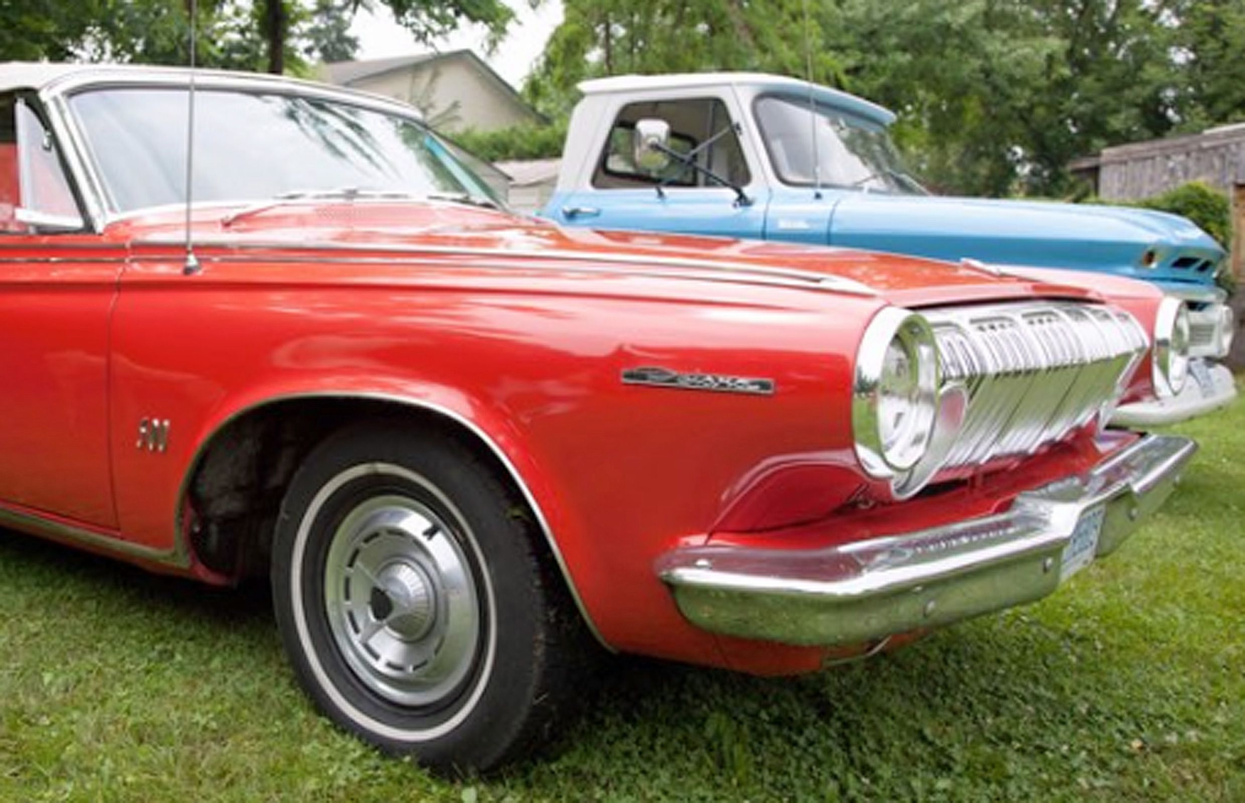 See 1,200 classic cars at the 15th annual Merrickville Car Show | Driving