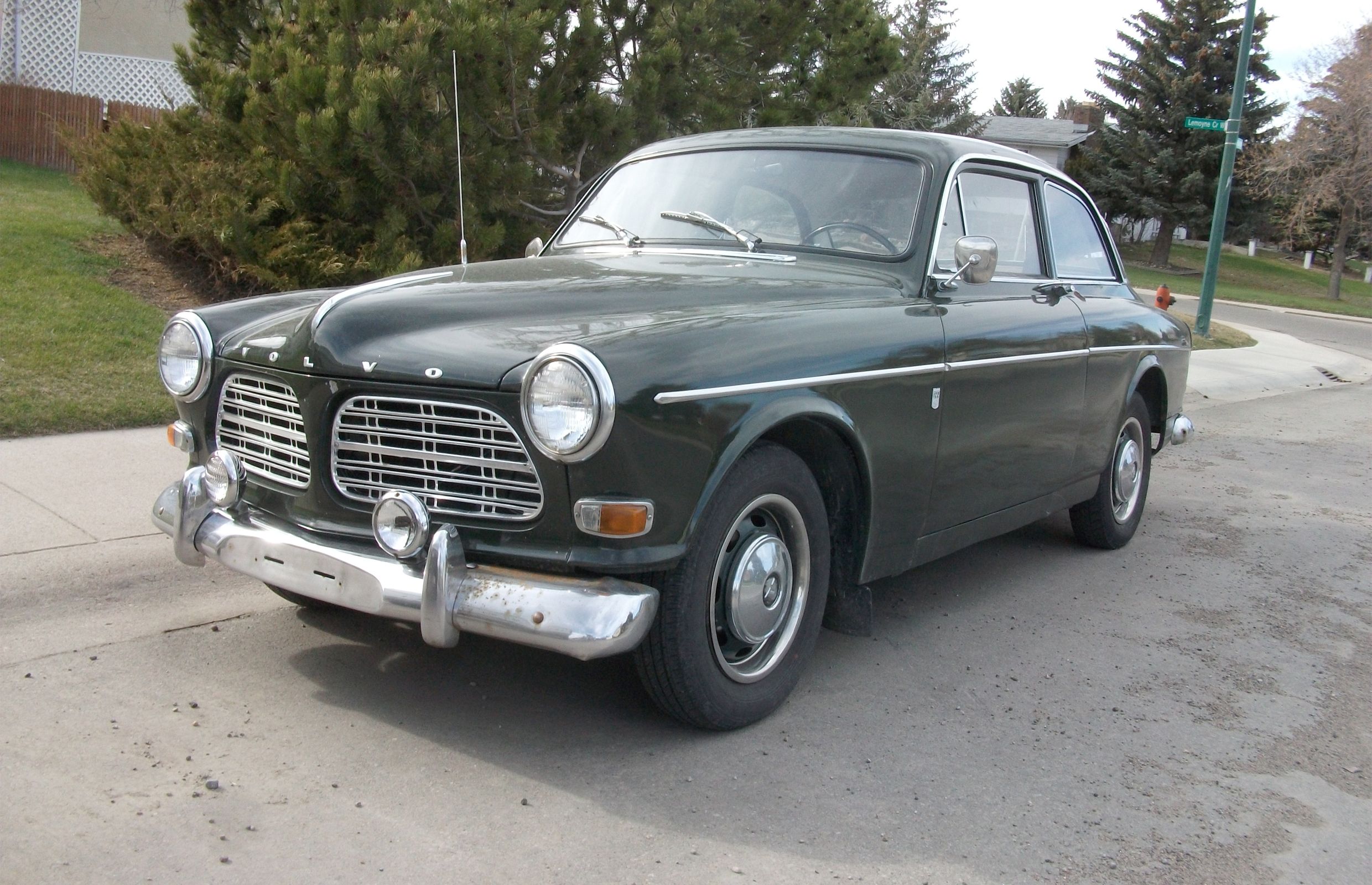 Roundup: These are the 7 most Canadian cars of all time | Driving