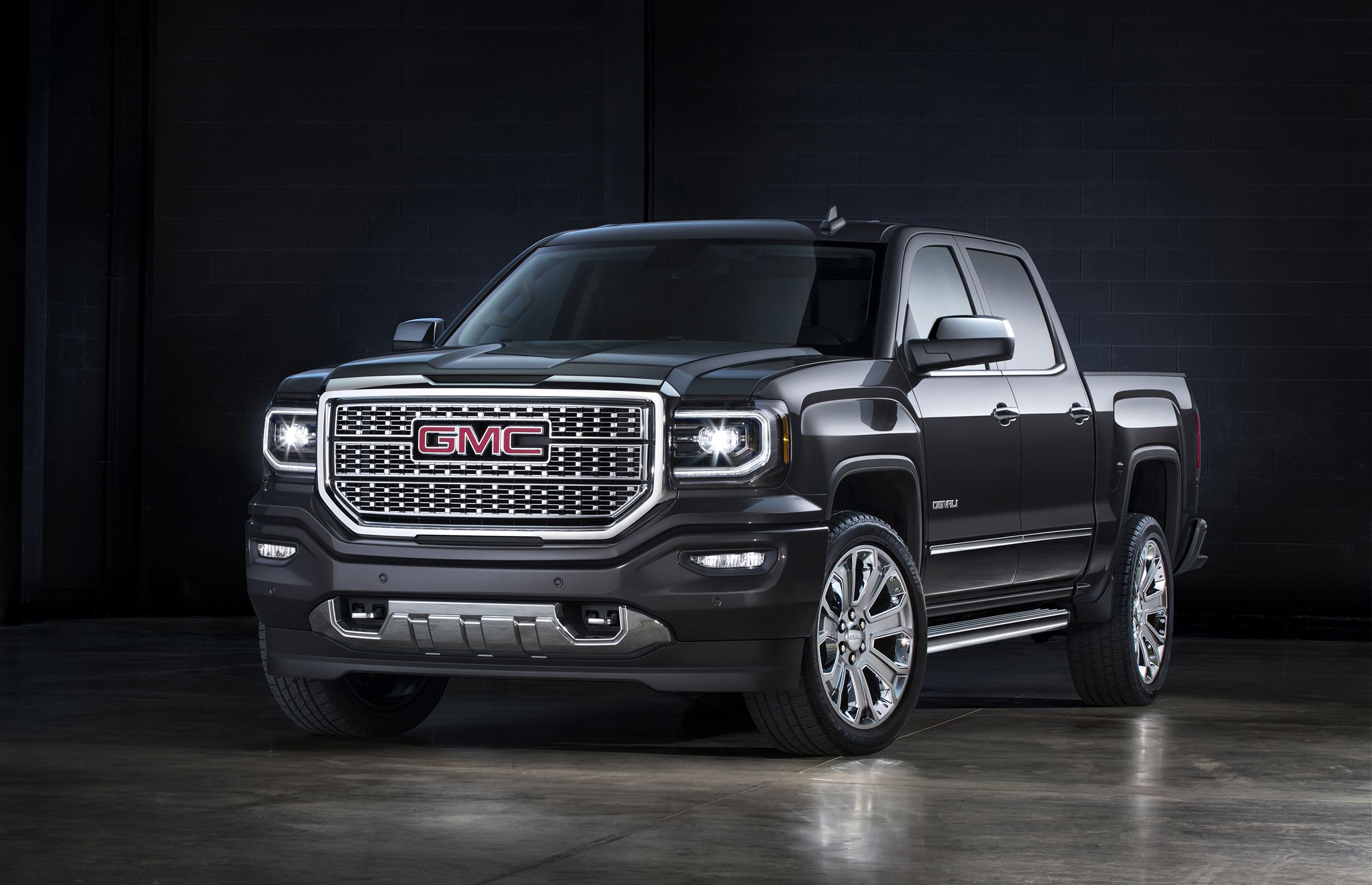 GM unveils refreshed-for-2016 GMC Sierra pickup | Driving