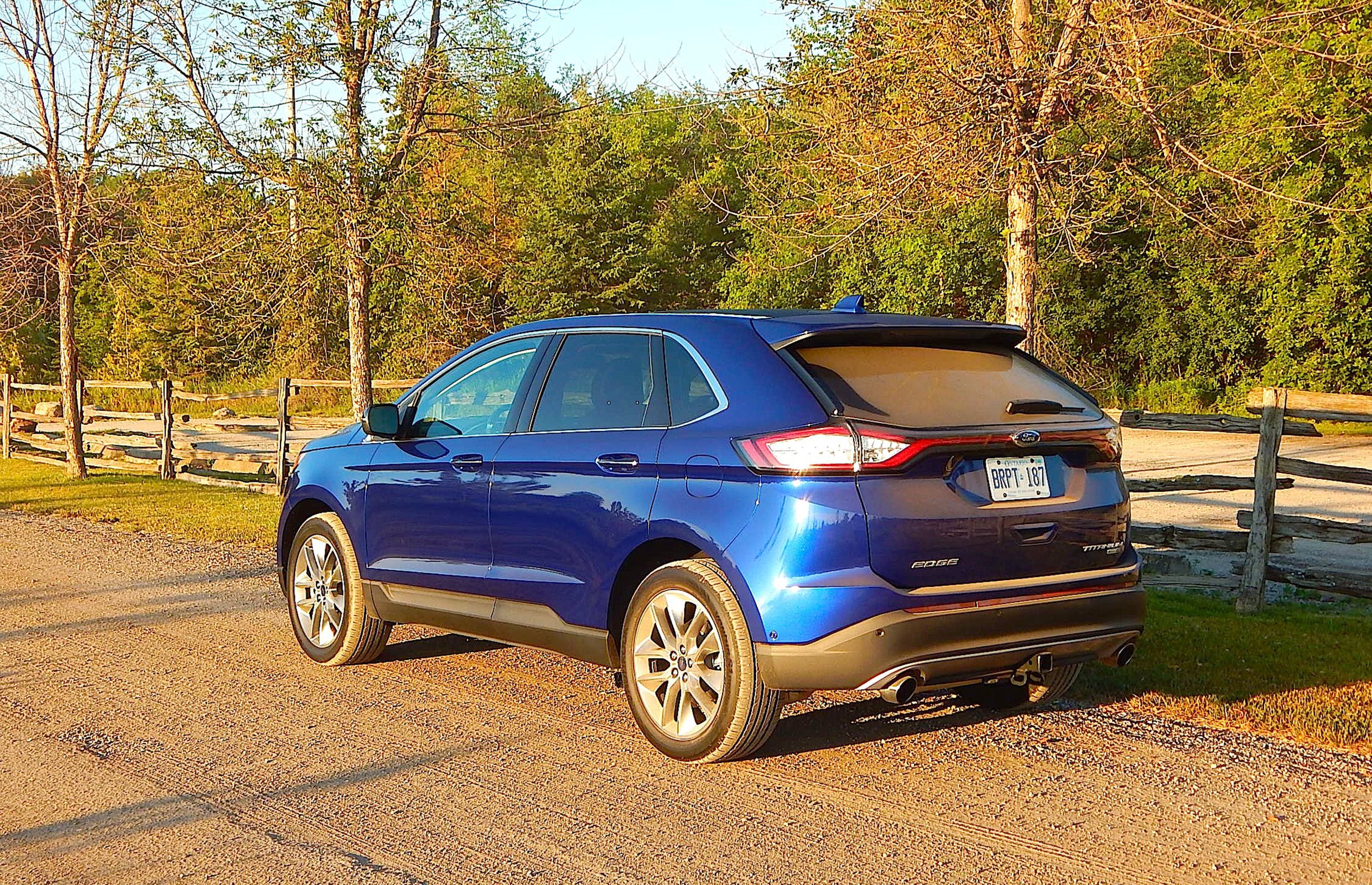 SUV Review: 2015 Ford Edge AWD Titanium | Driving