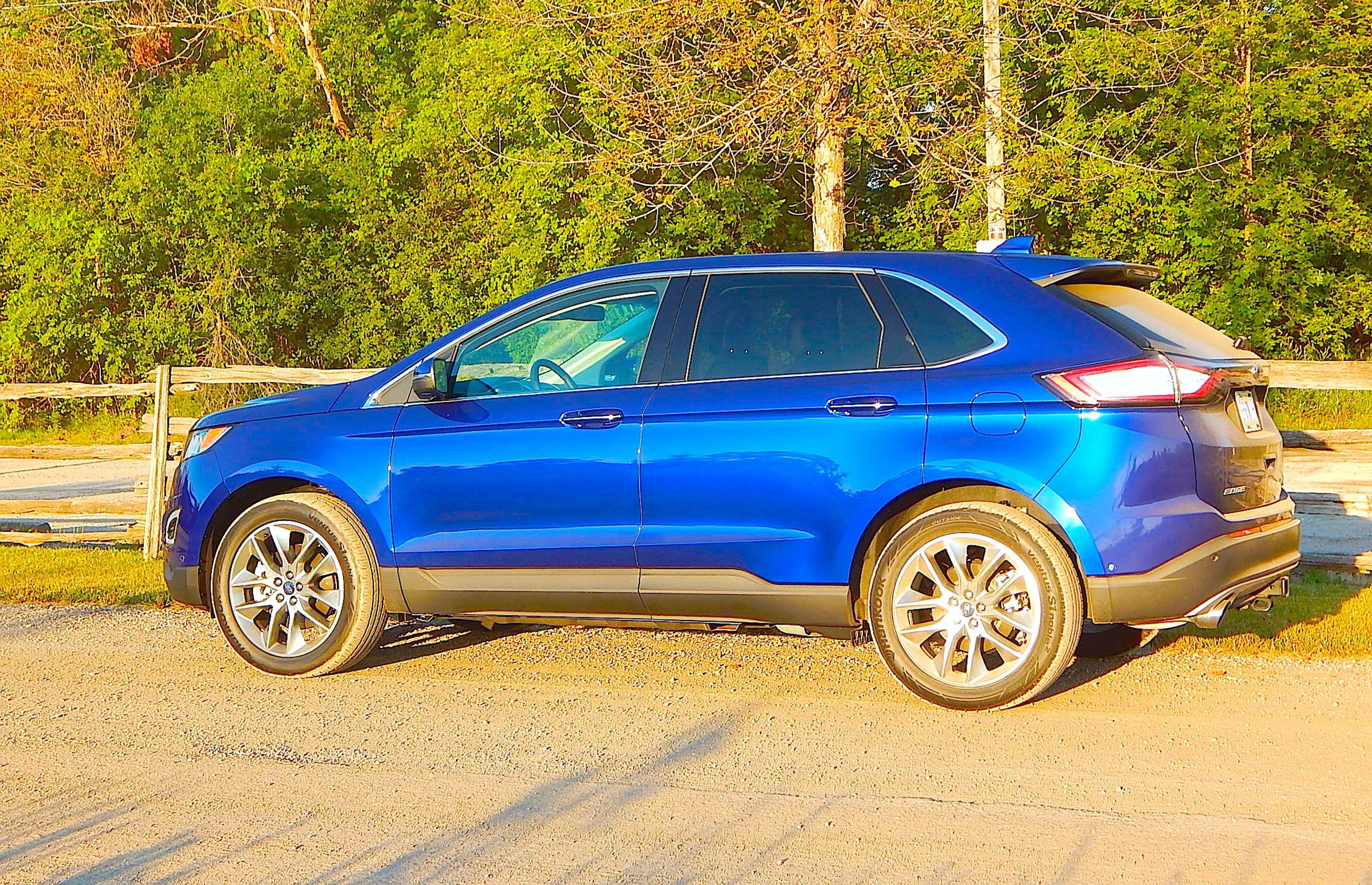 SUV Review: 2015 Ford Edge AWD Titanium | Driving