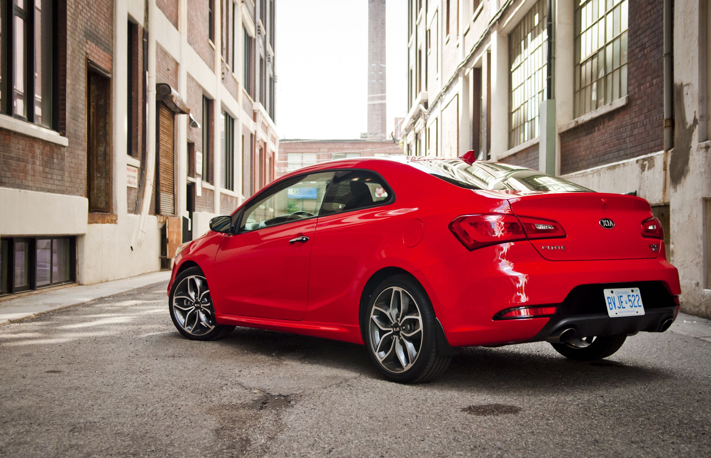 Car Review: 2015 Kia Forte Koup SX | Driving