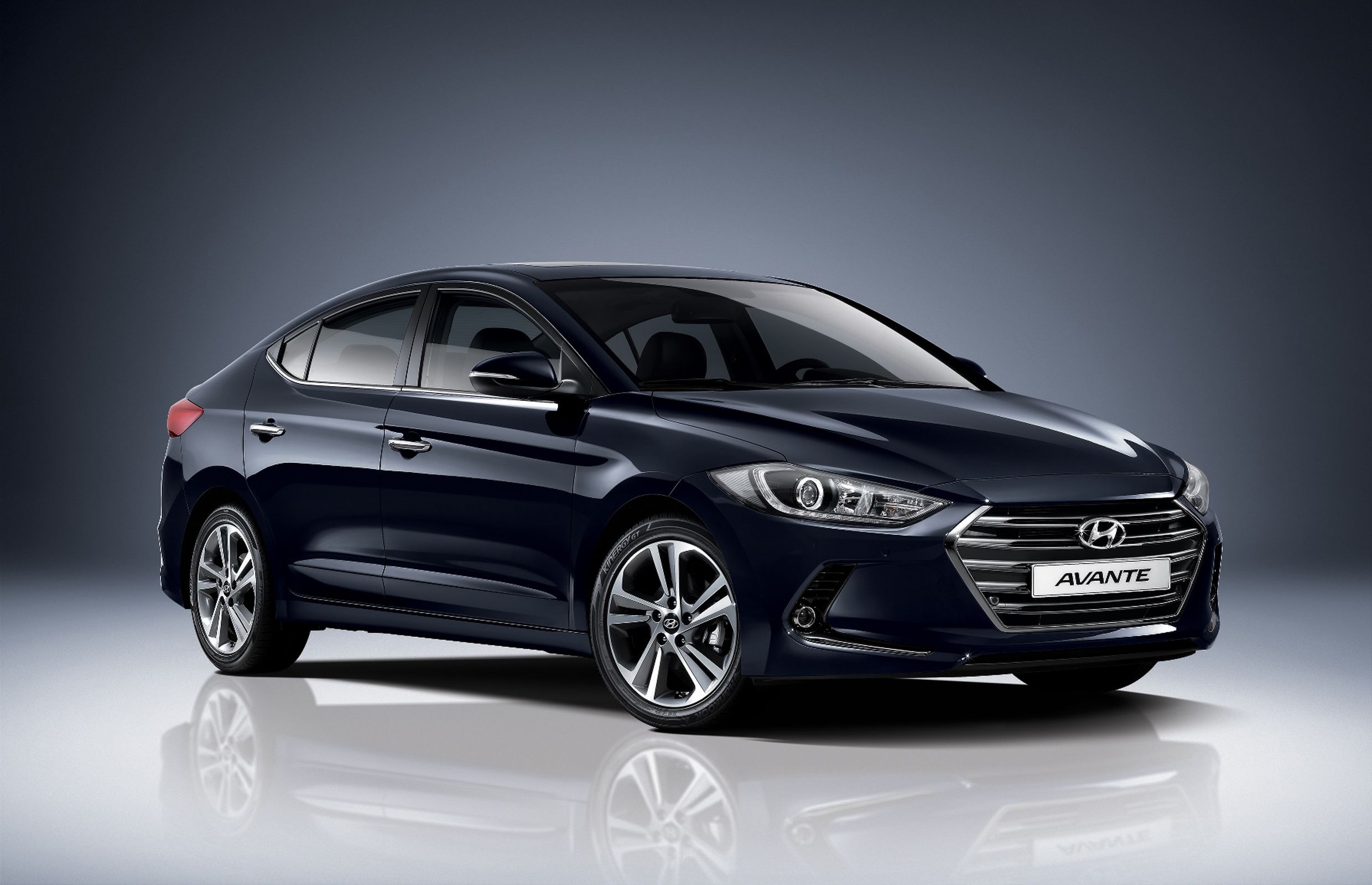 Hyundai freshens up 2017 Elantra with more style | Driving