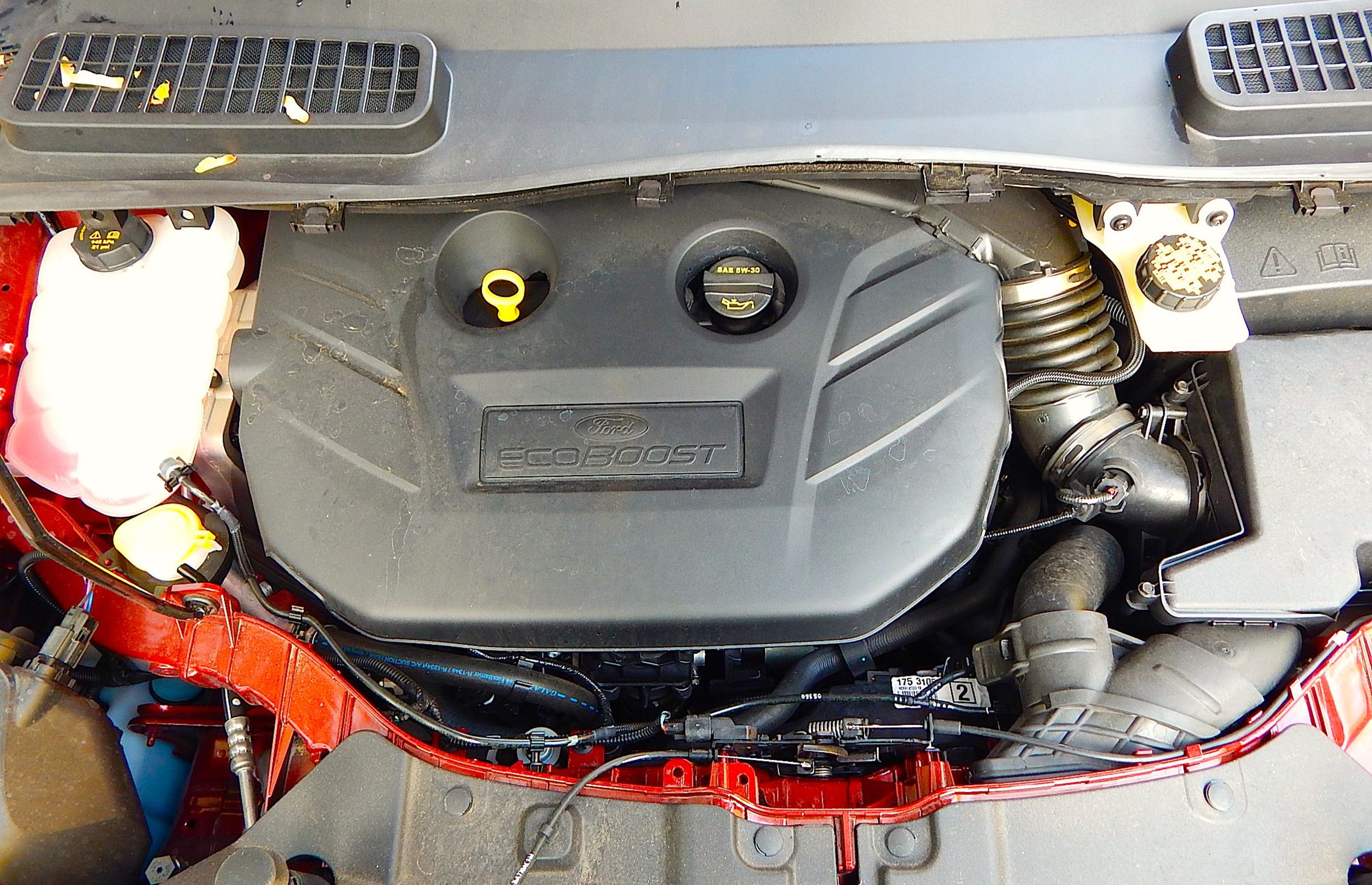 SUV Review: 2016 Ford Escape SE 4WD | Driving