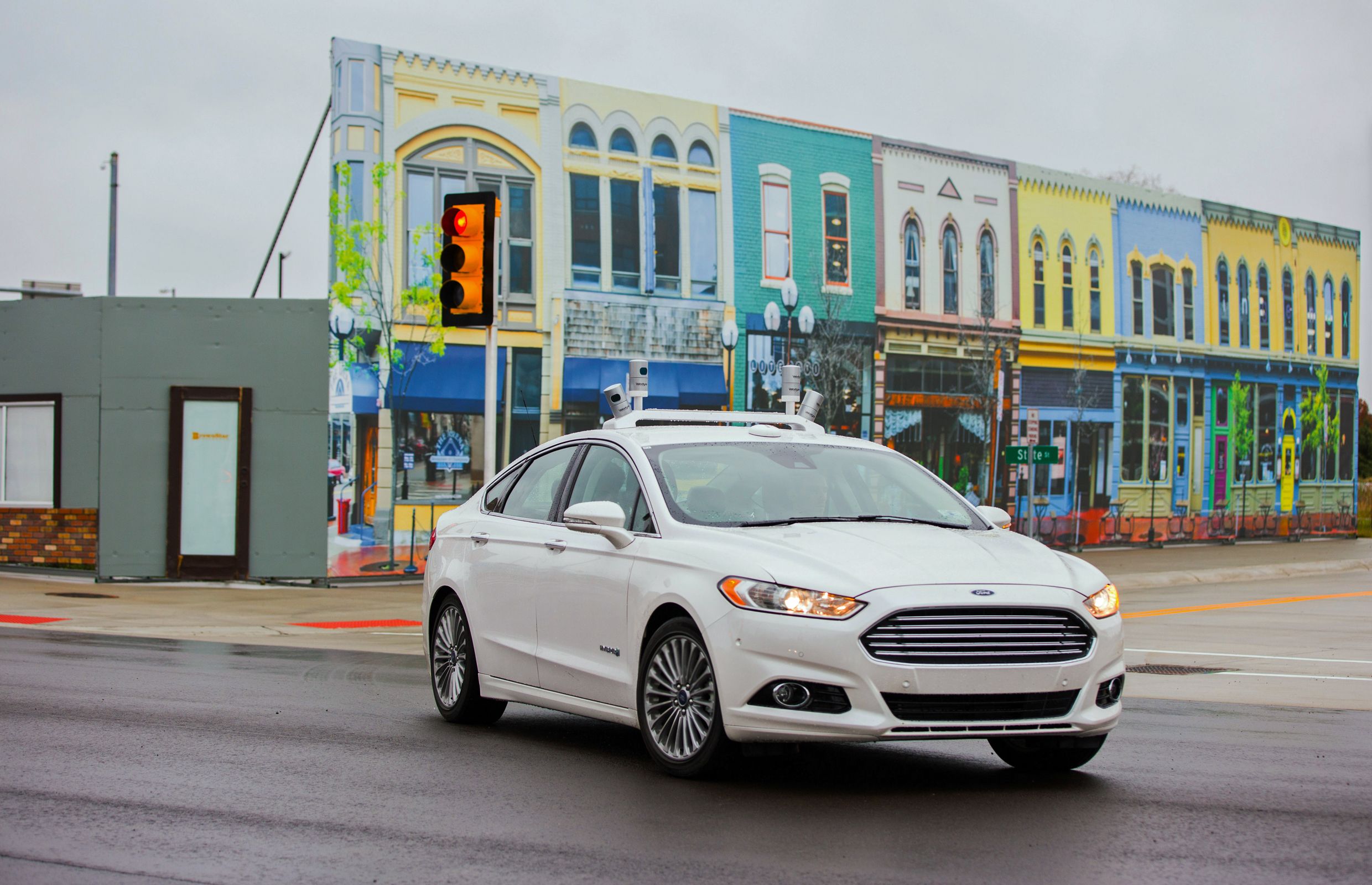 Ford talks up autonomous cars, new infotainment at CES | Driving