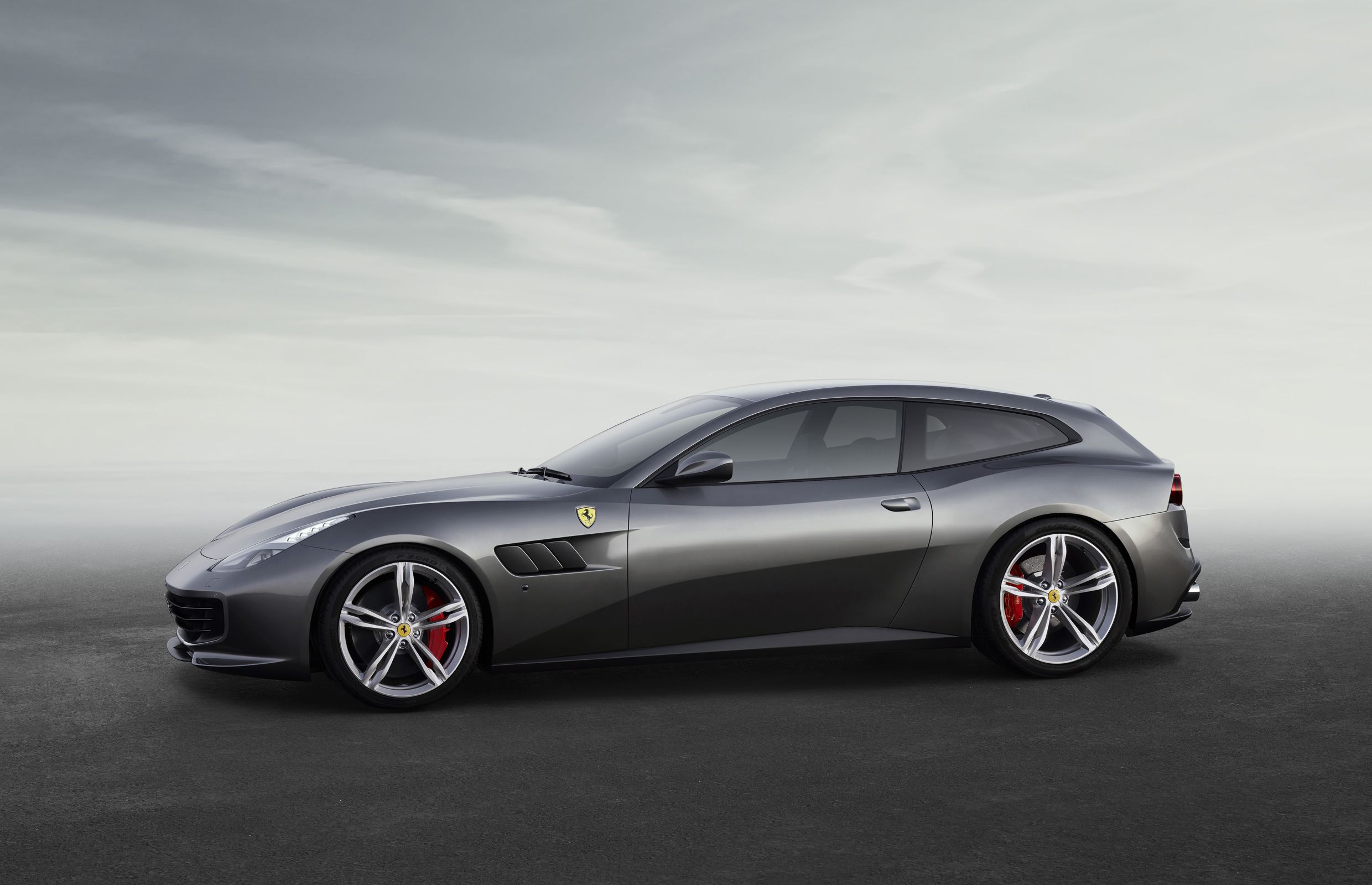 Ferrari reveals 680-HP GTC4Lusso ahead of Geneva Motor Show | Driving