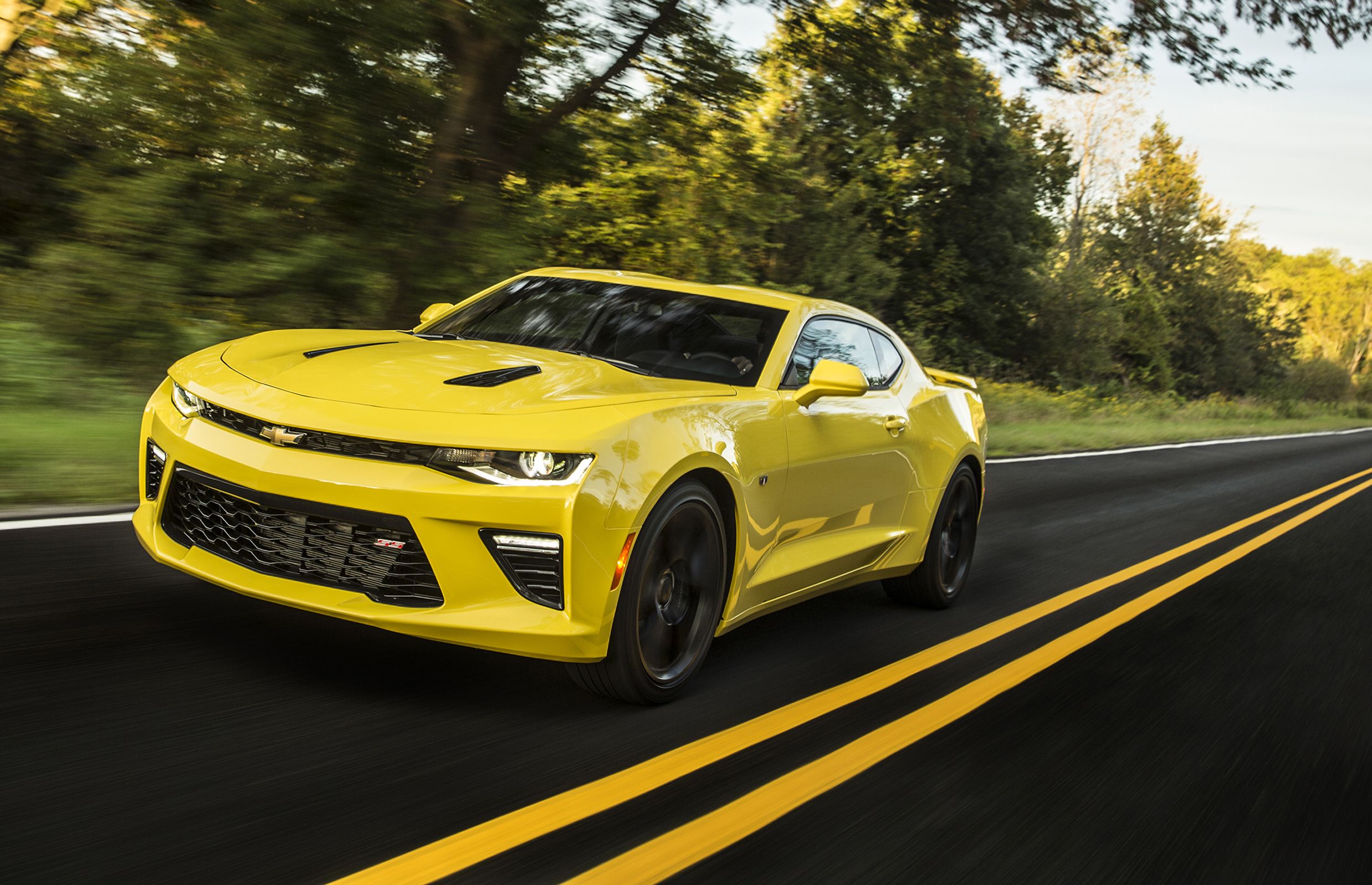 Chevrolet planning to offer 2016 Camaro with 1LE package | Driving