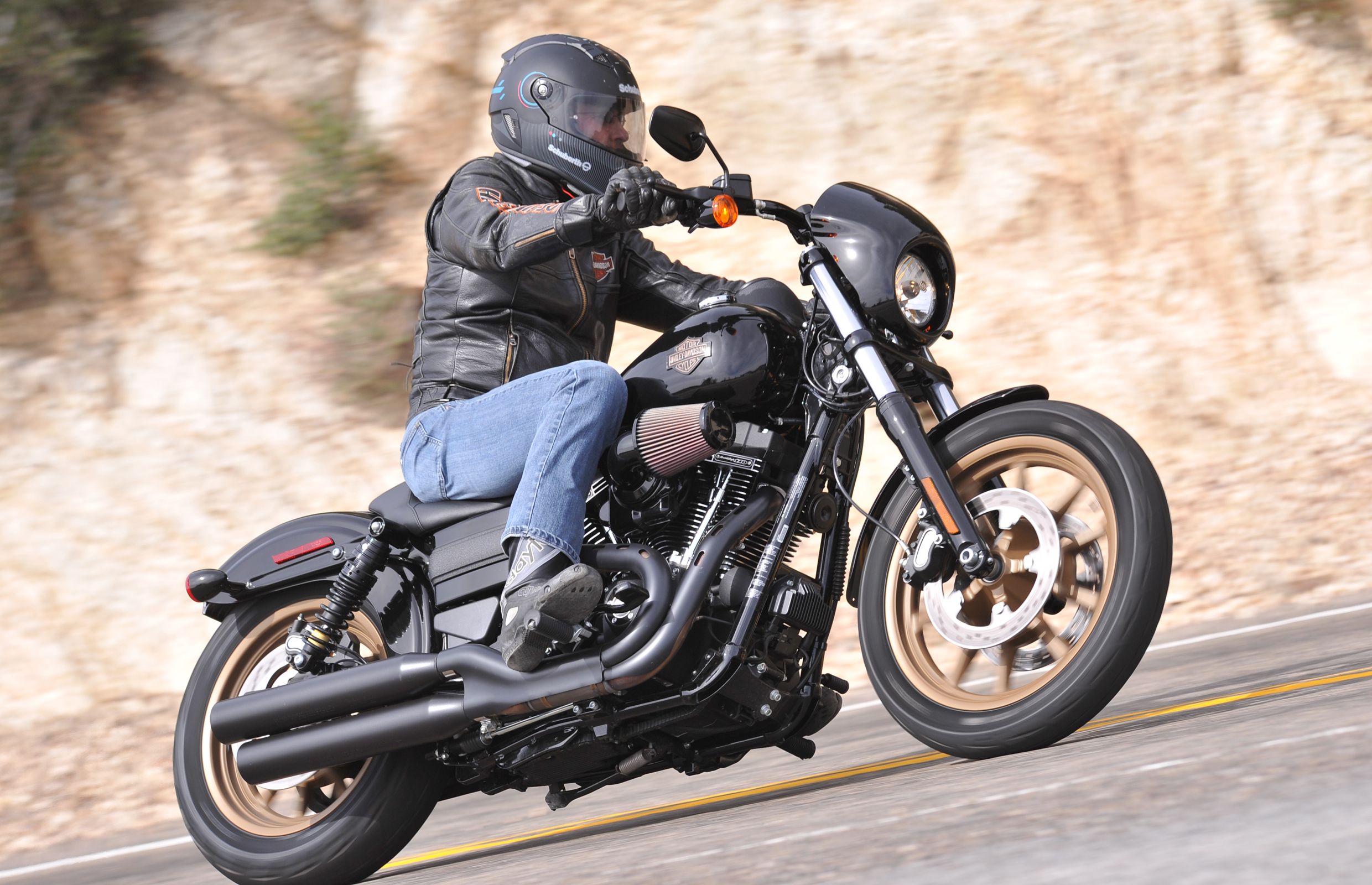 Motorcycle Review: 2016 Harley-Davidson Low Rider S | Driving