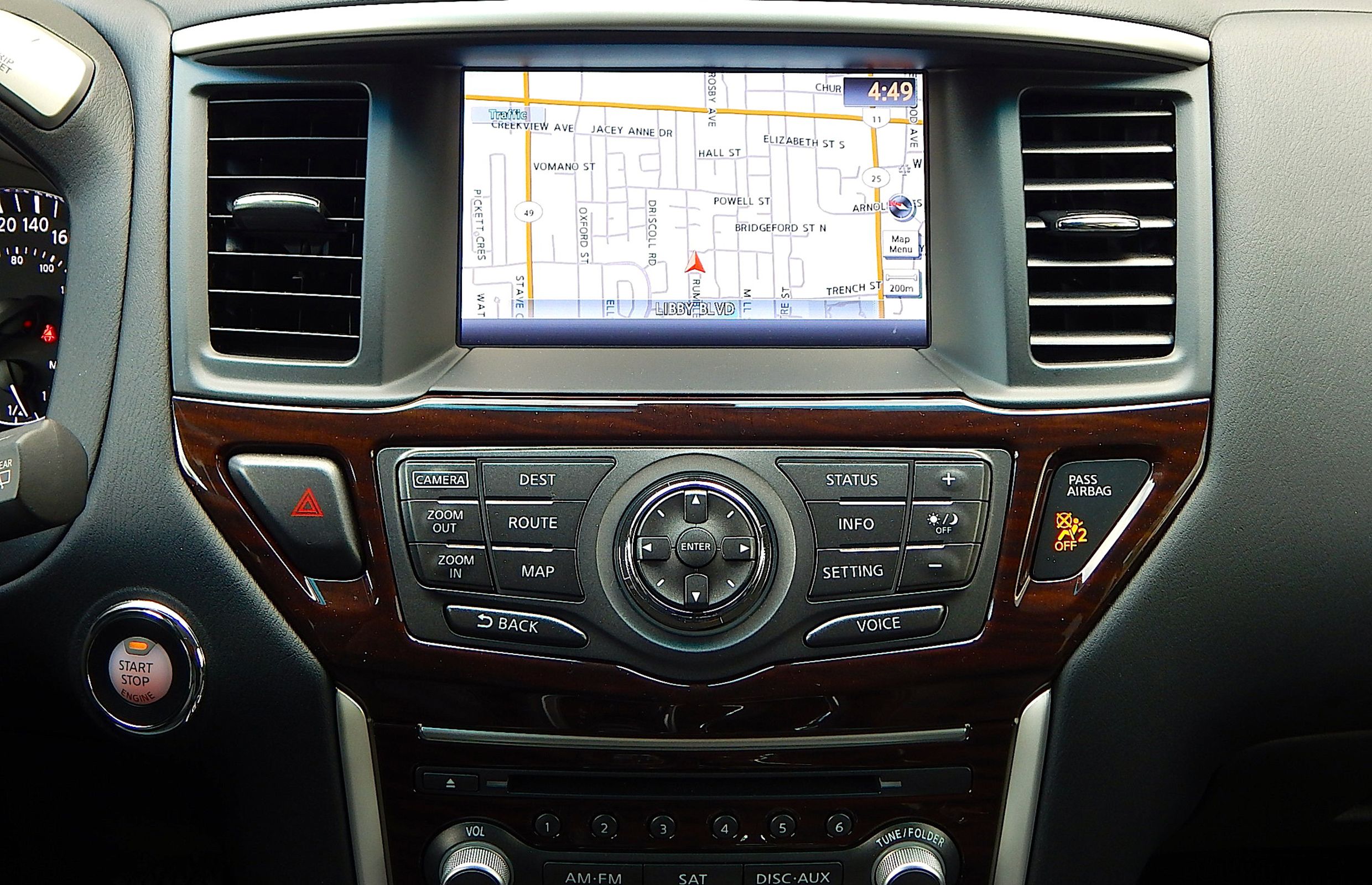 SUV Review: 2016 Nissan Pathfinder Platinum 4WD | Driving