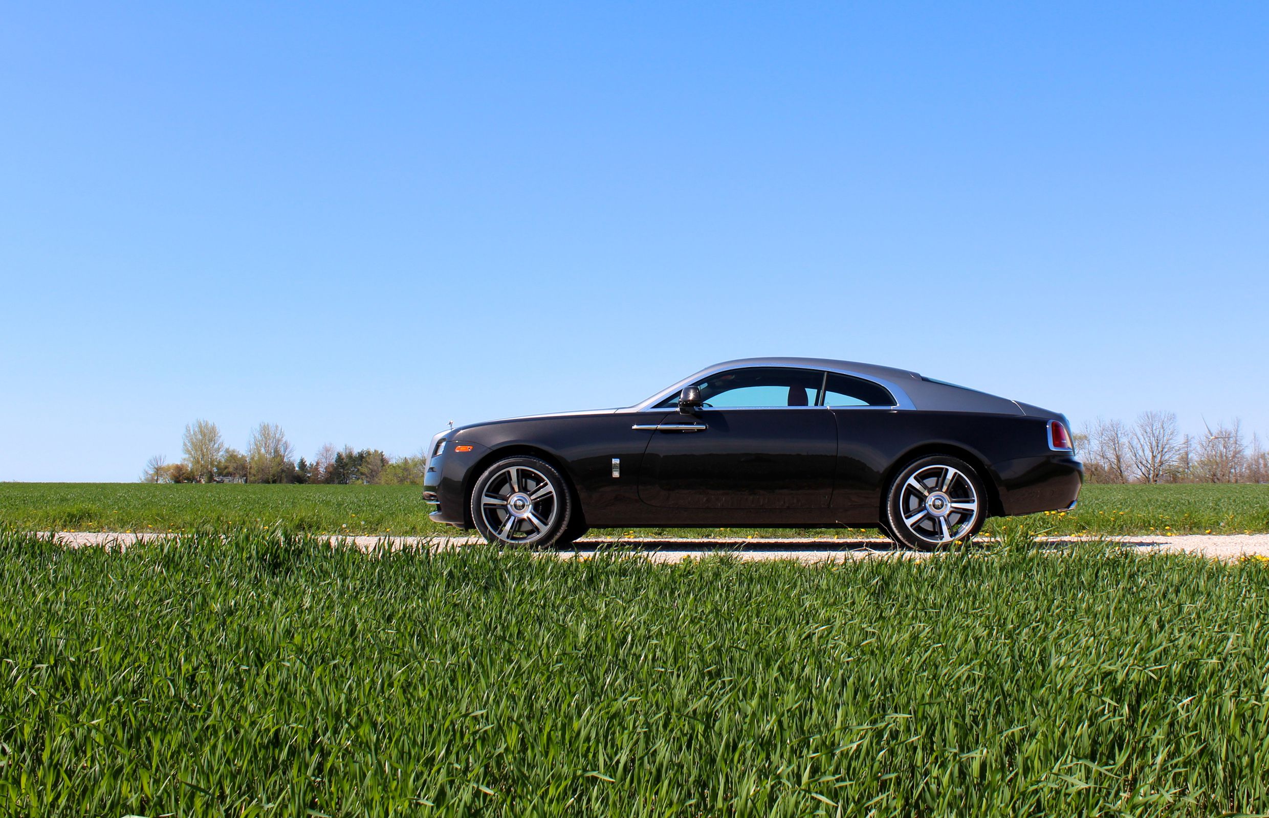 Rolls-Royce Wraith proves there's no limit to extravagance | Driving