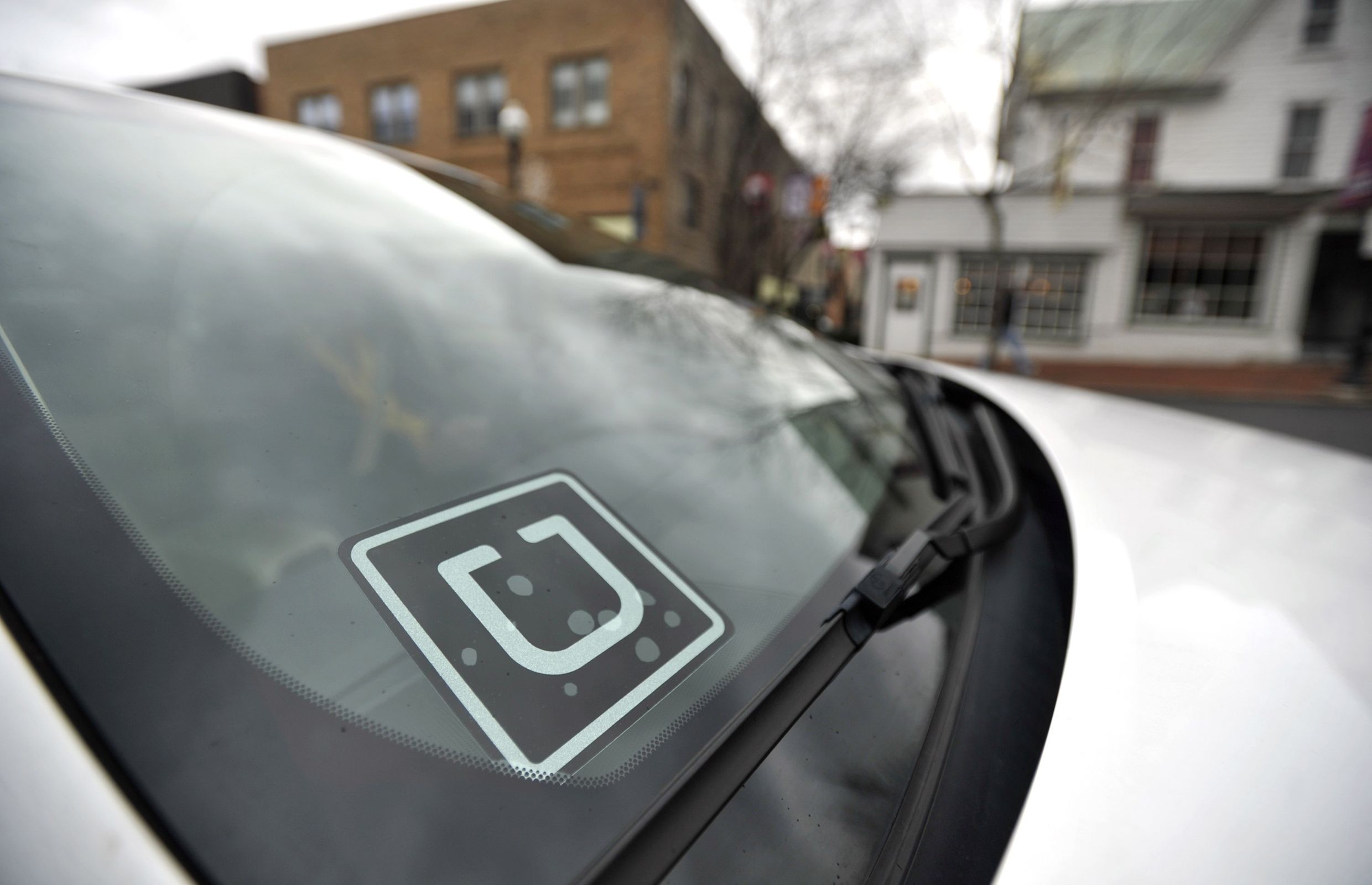 Uber lowers barrier to drive for those who can't afford a car | Driving