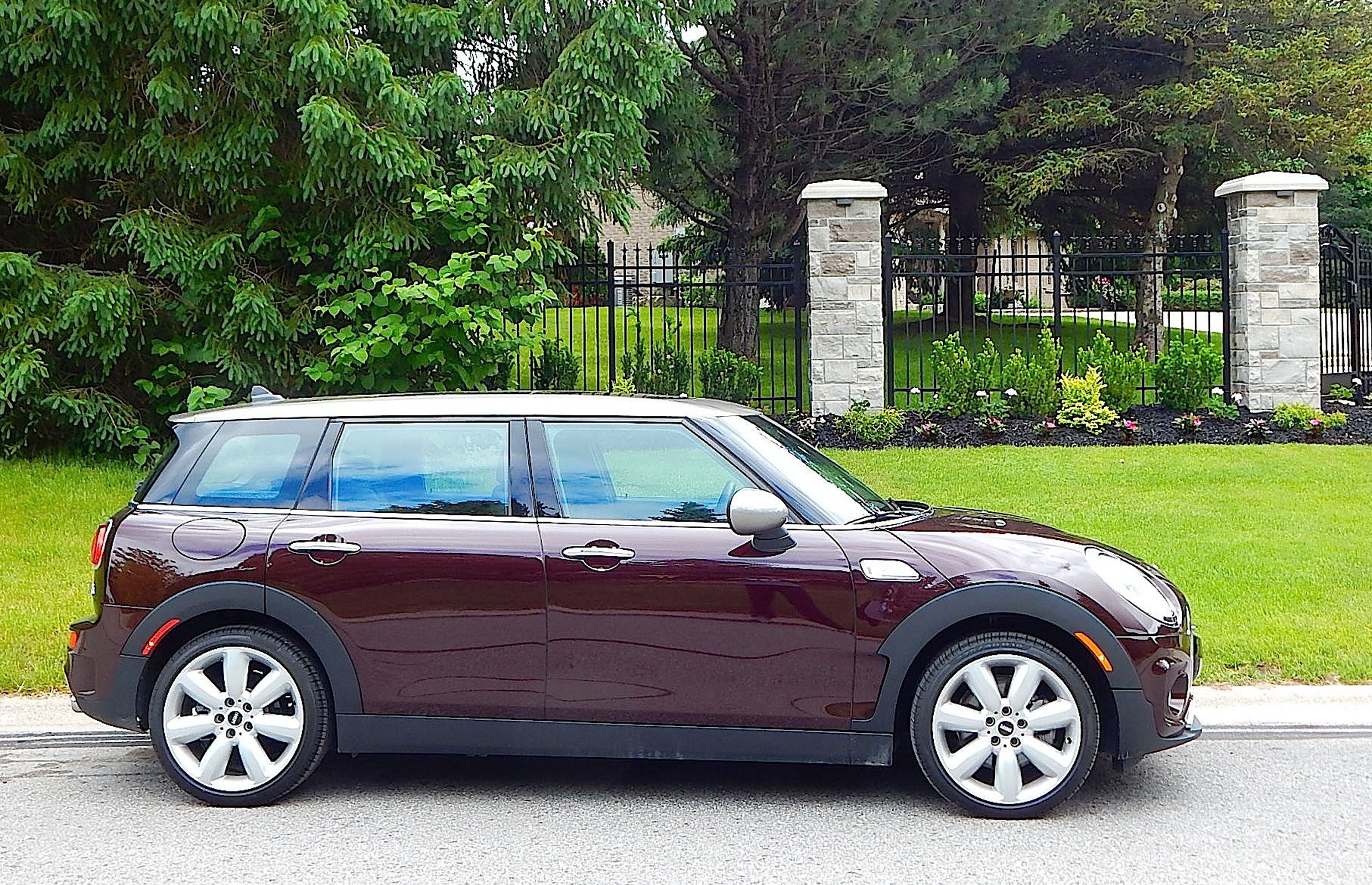 Car Review: 2016 Mini Cooper S Clubman | Driving