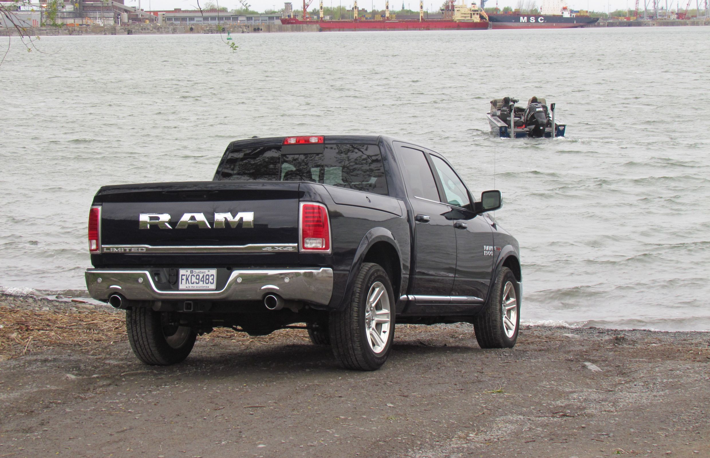 Pickup Review: 2016 Ram 1500 EcoDiesel | Driving
