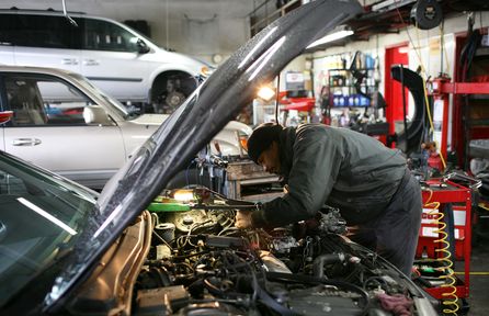 Should you care about how your mechanic is paid? - Driving.ca | Driving