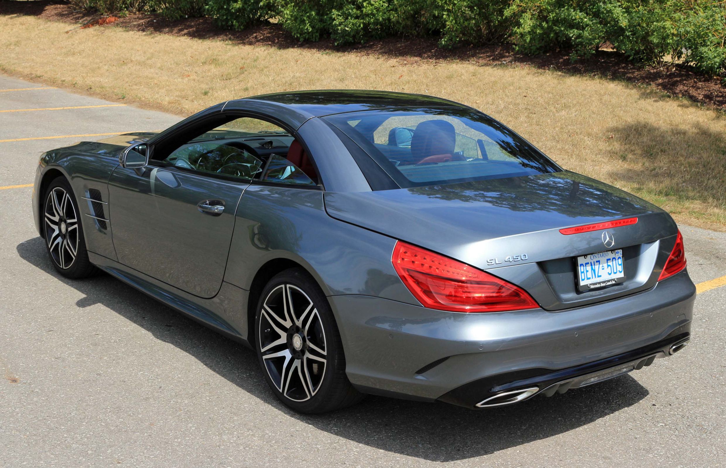 Car Review: 2017 Mercedes-Benz SL 450 | Driving