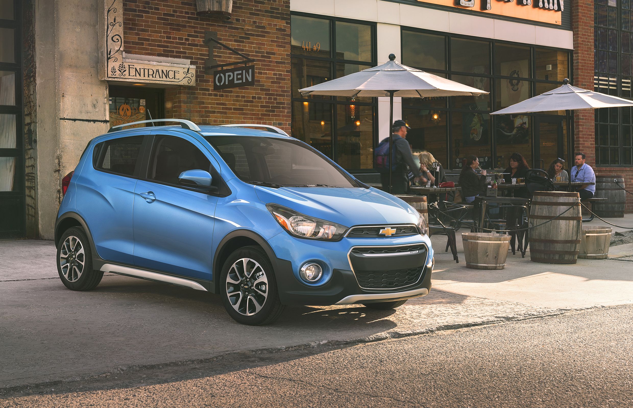 Chevrolet unveils slightly lifted Spark Activ crossover | Driving