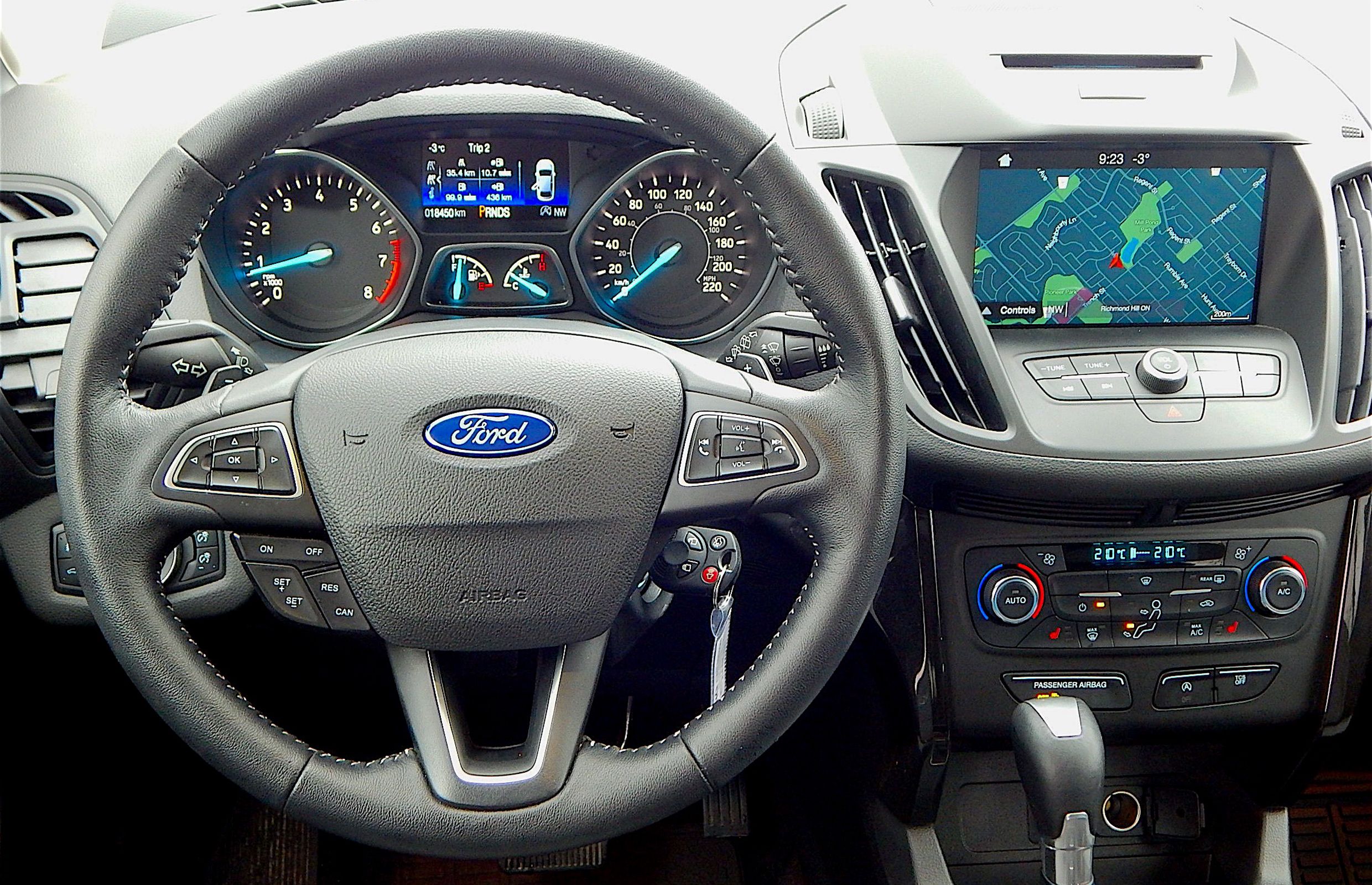 SUV Review: 2017 Ford Escape SE 4WD | Driving