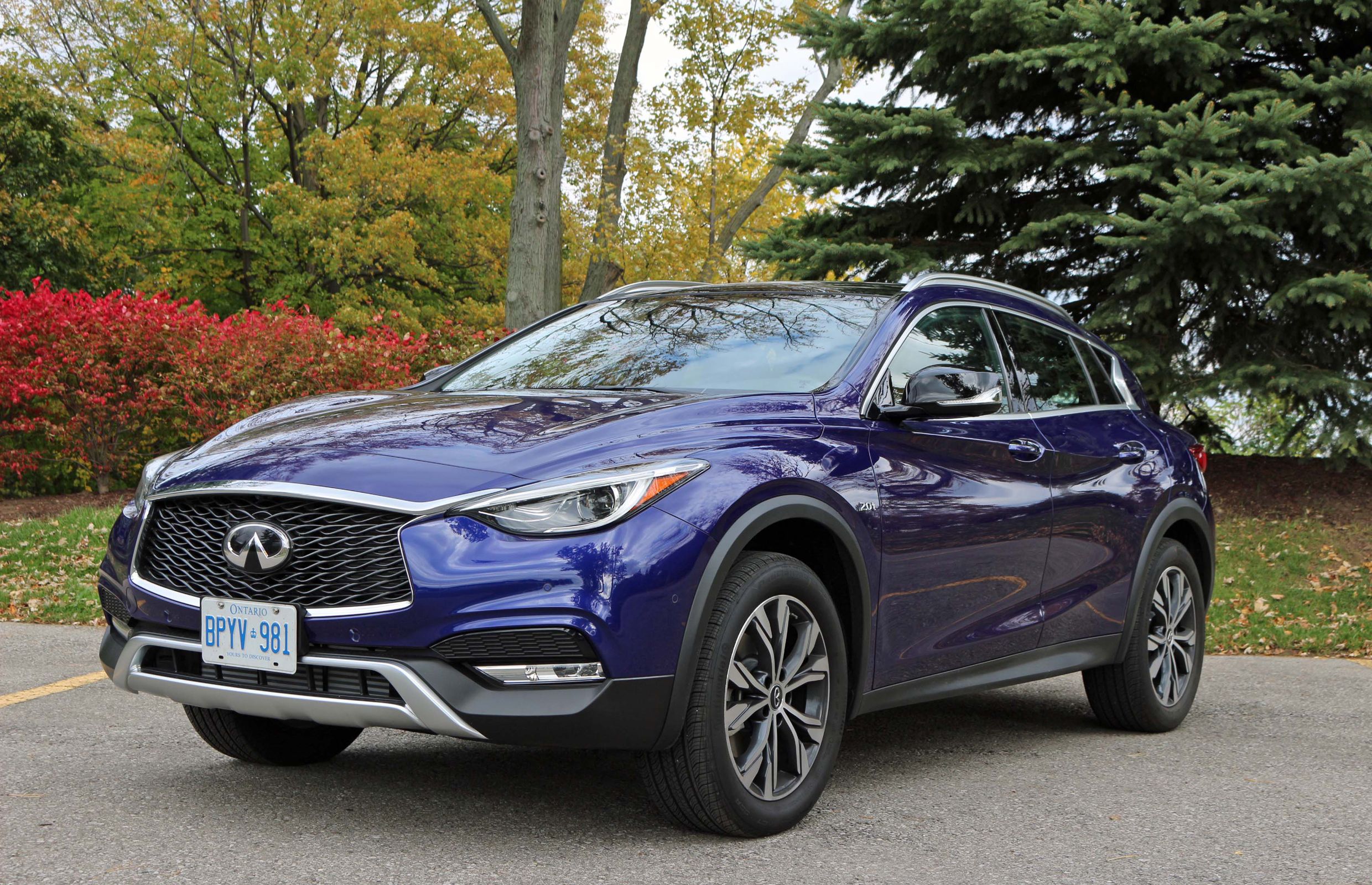 SUV Review: 2017 Infiniti QX30 AWD | Driving