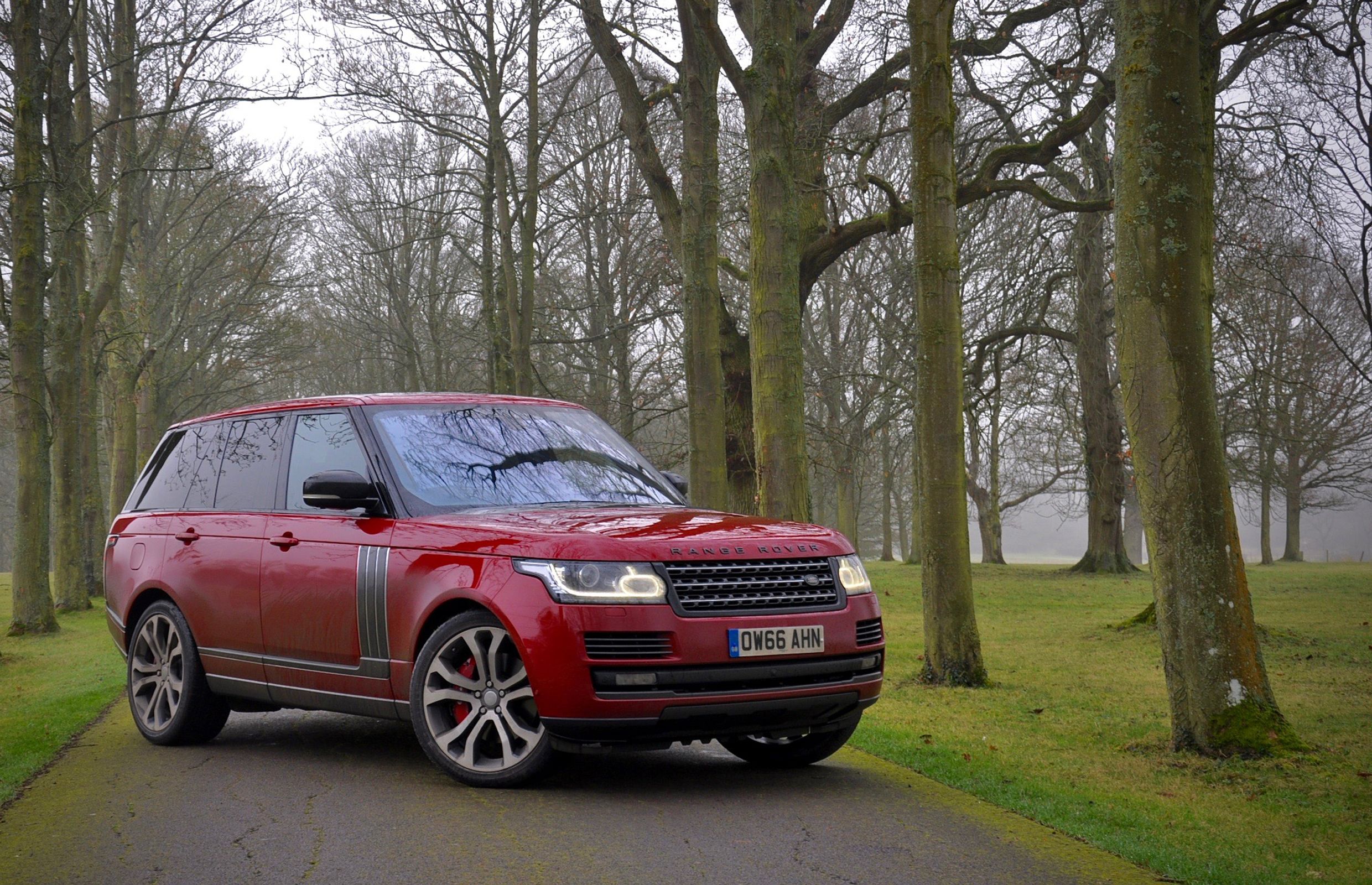 First Drive: 2017 Range Rover SVAutobiography Dynamic | Driving