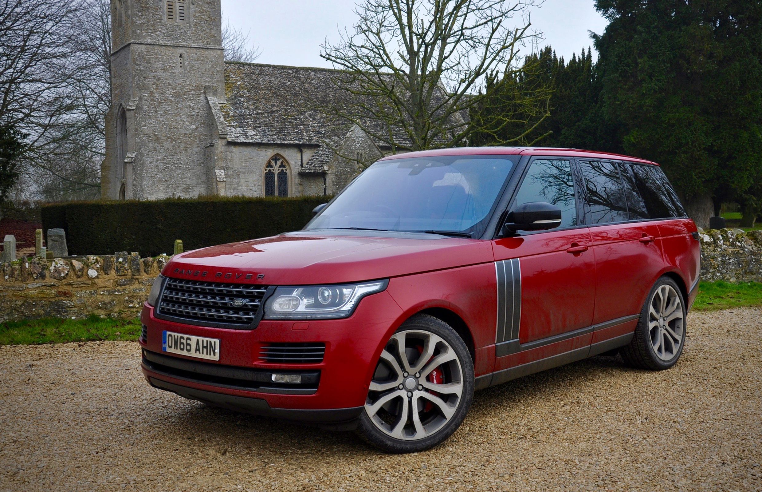 First Drive: 2017 Range Rover SVAutobiography Dynamic | Driving