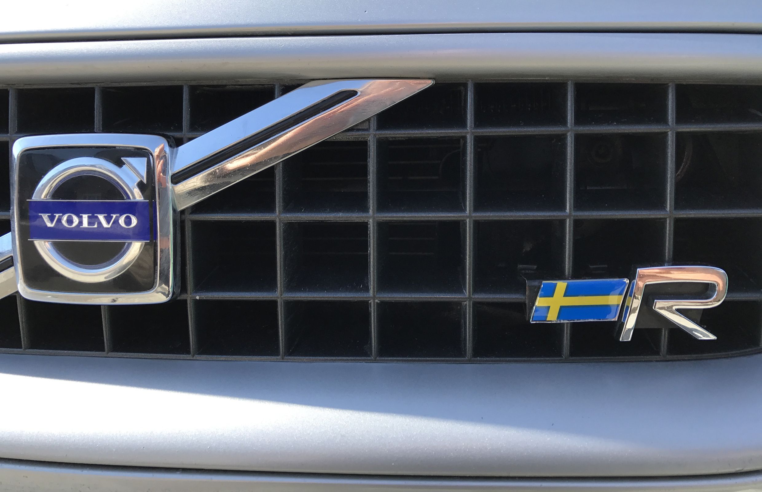 2017 Volvo V60 Polestar runs circles around its ancestors | Driving