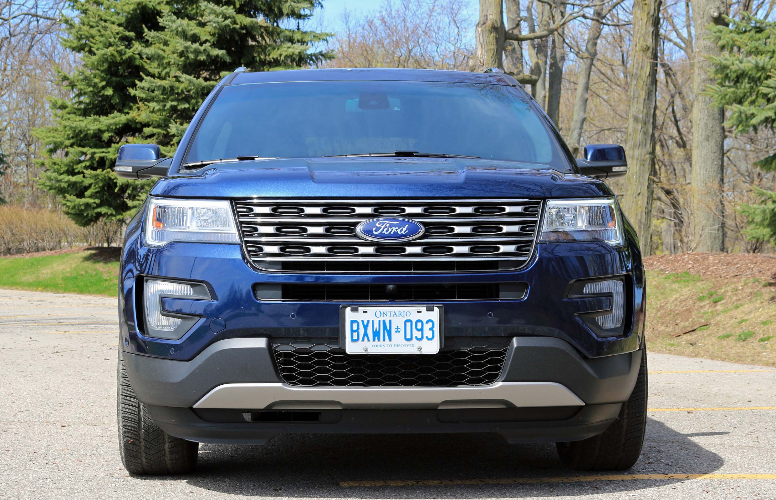 SUV Review: 2017 Ford Explorer Limited | Driving