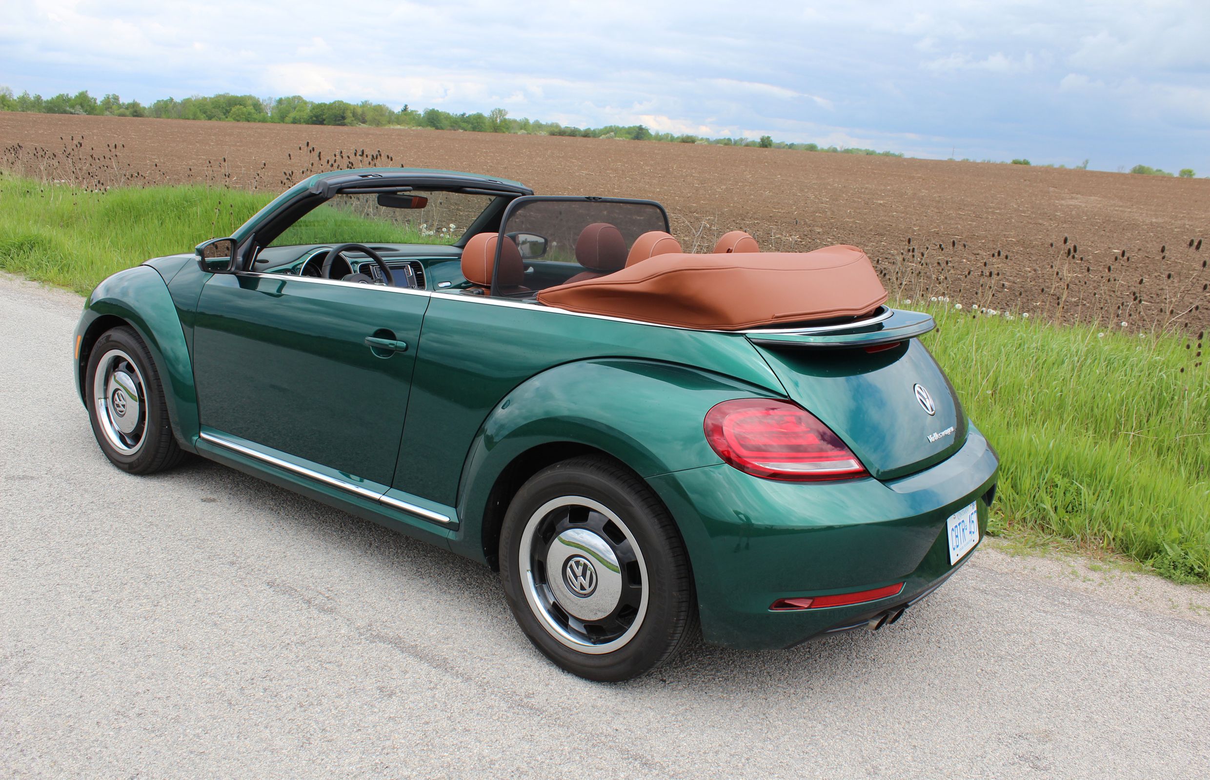 Car Review: 2017 Volkswagen Beetle Classic convertible | Driving