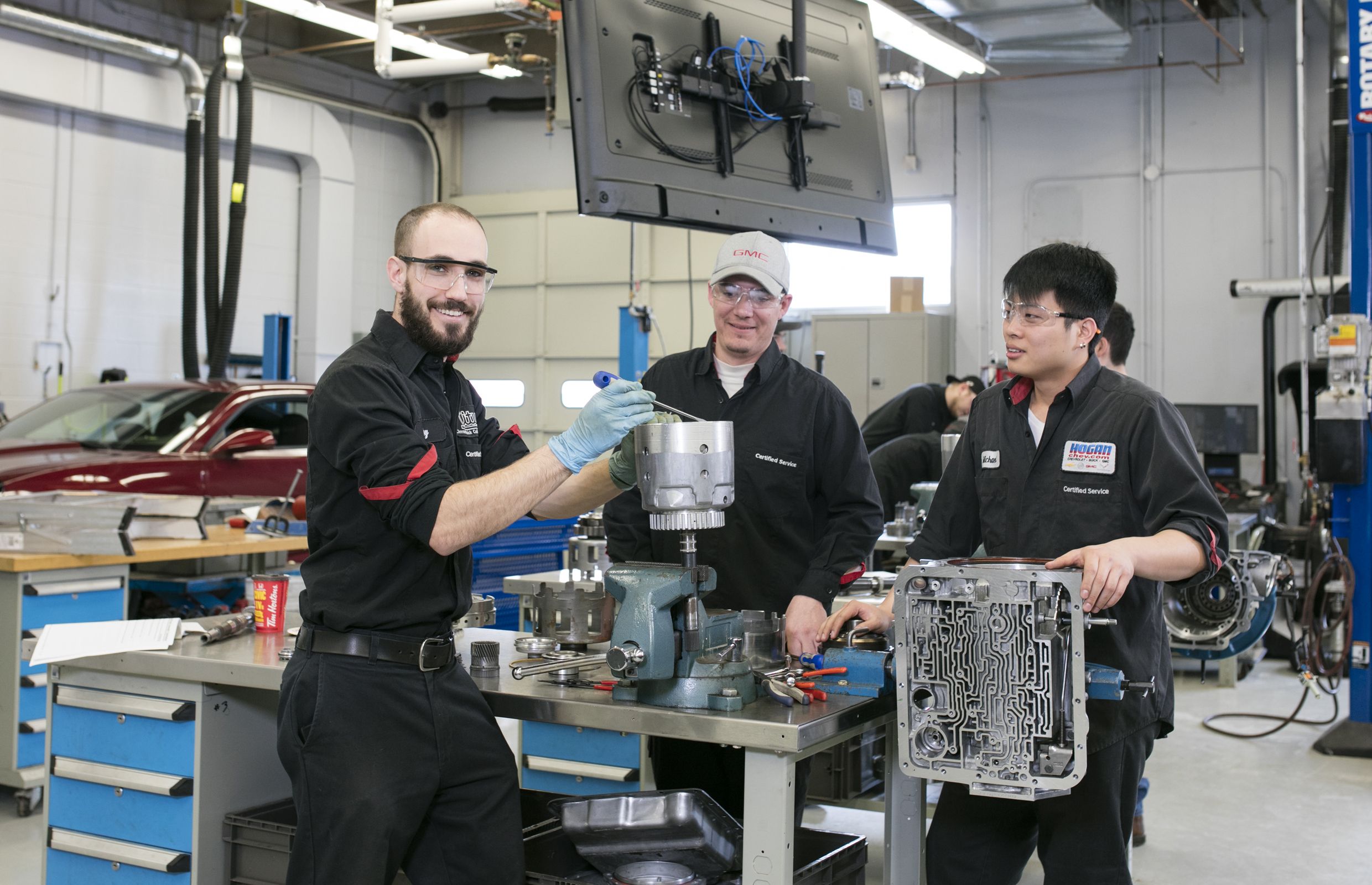 High-tech cars making the pool of mechanics smaller | Driving