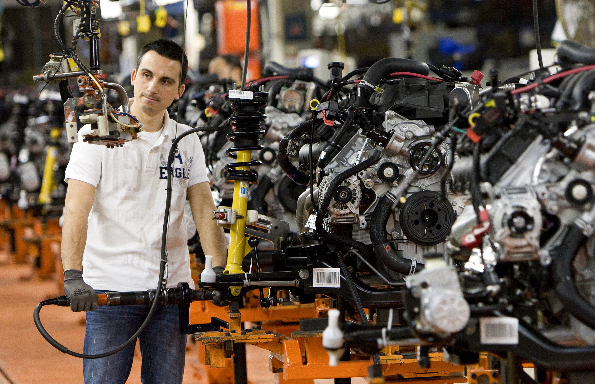 How It Works: Auto assembly | Driving