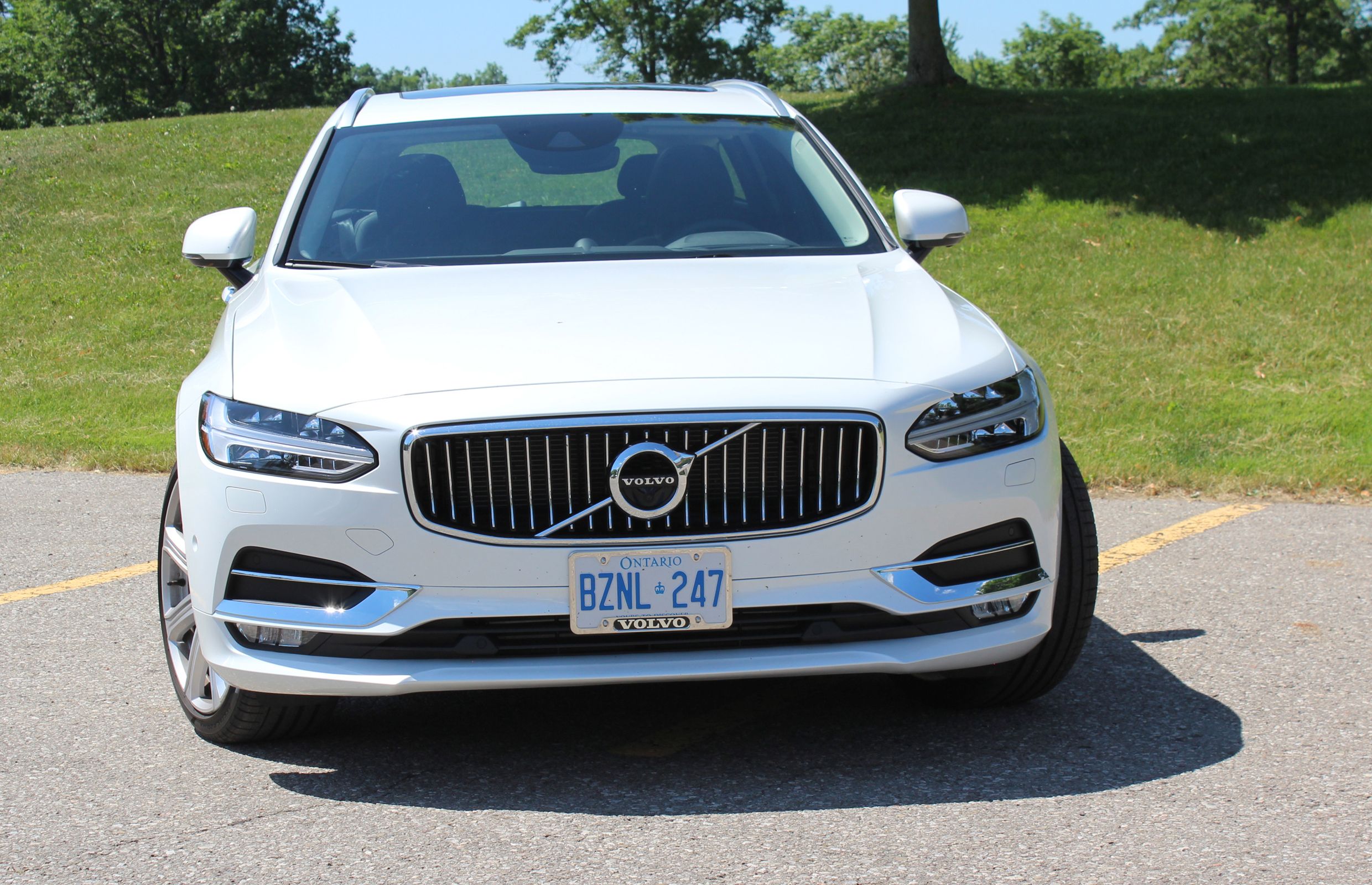 Car Review: 2017 Volvo V90 T6 Inscription | Driving