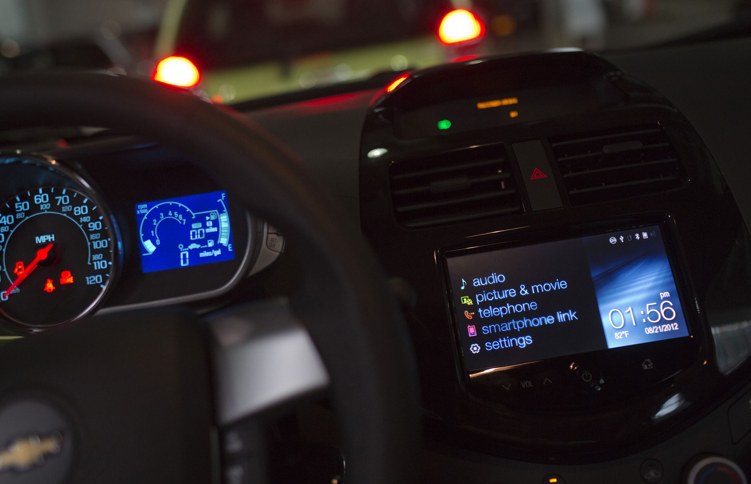 A simple solution for nighttime distractions: turn the screen off | Driving