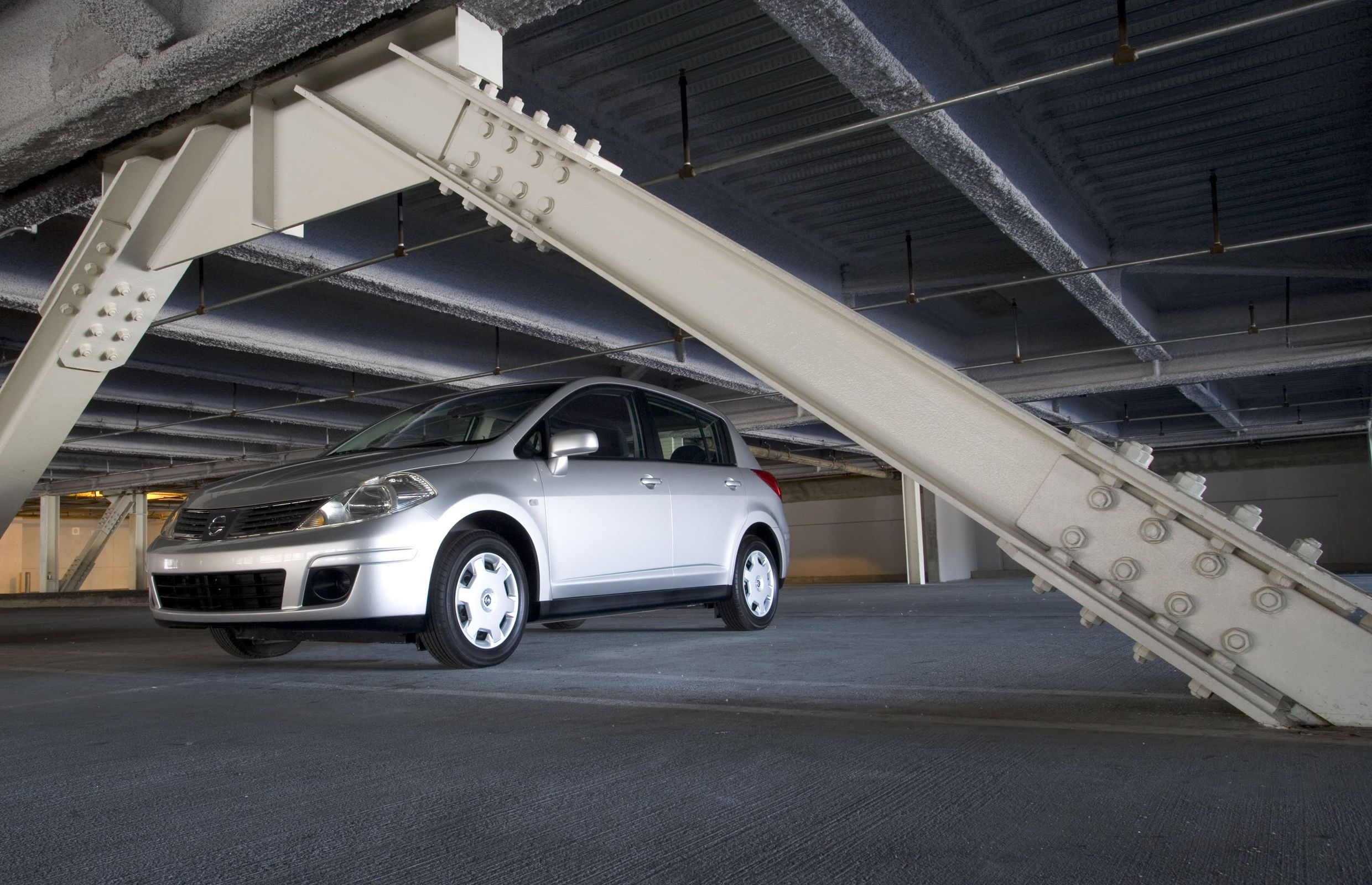 Takata expands airbag inflator recall by 2.7 million vehicles | Driving