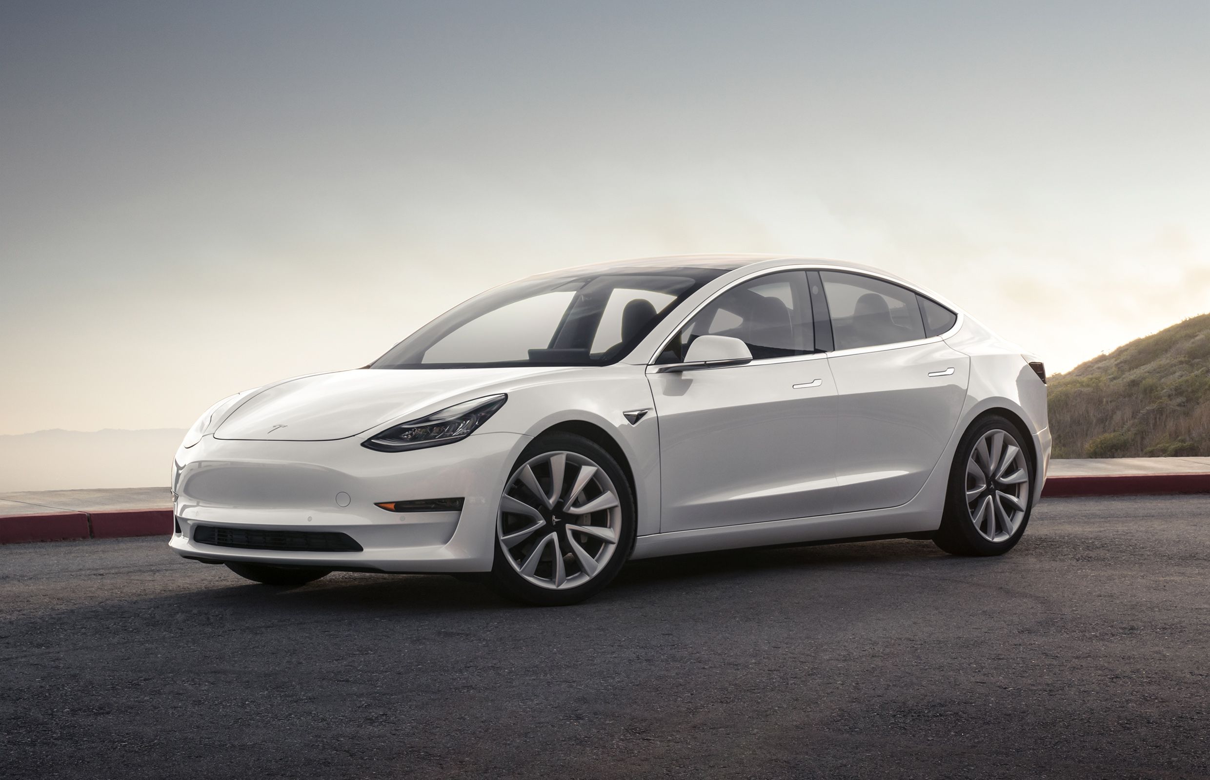EPA rates Tesla Model 3 with 310-mile range – with an asterisk | Driving