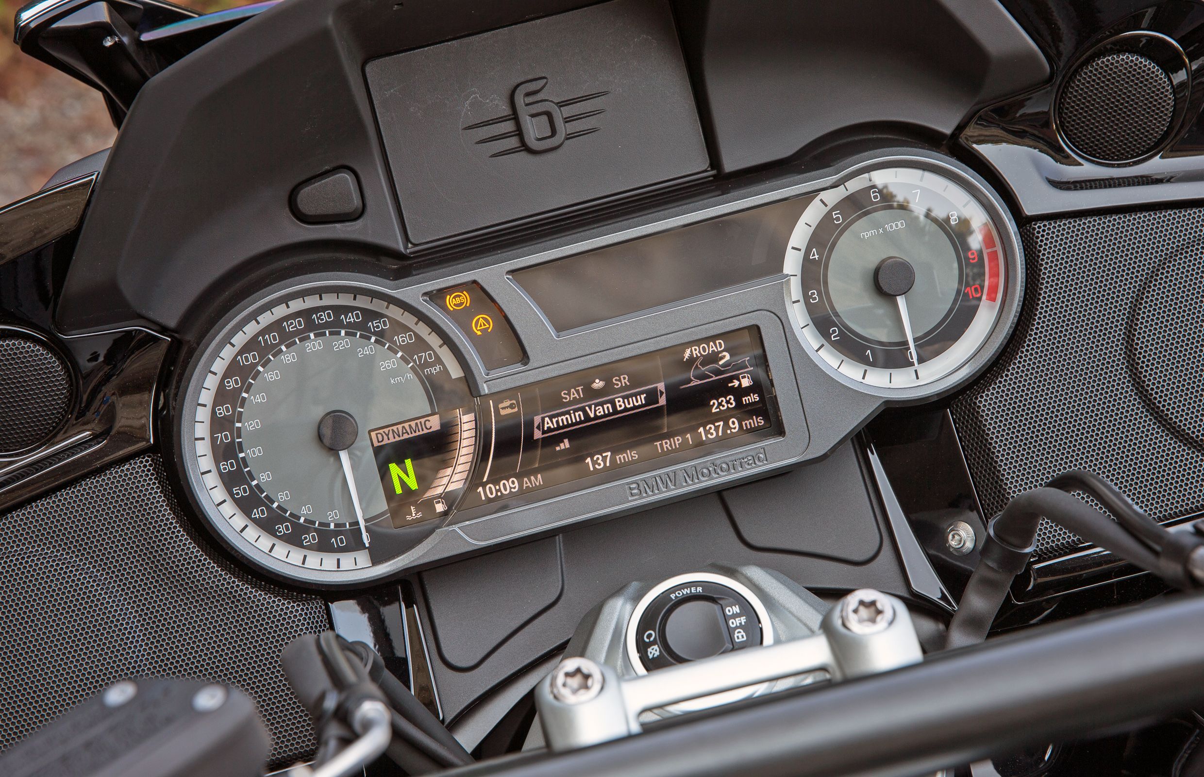 First Ride: 2018 BMW K1600 B | Driving