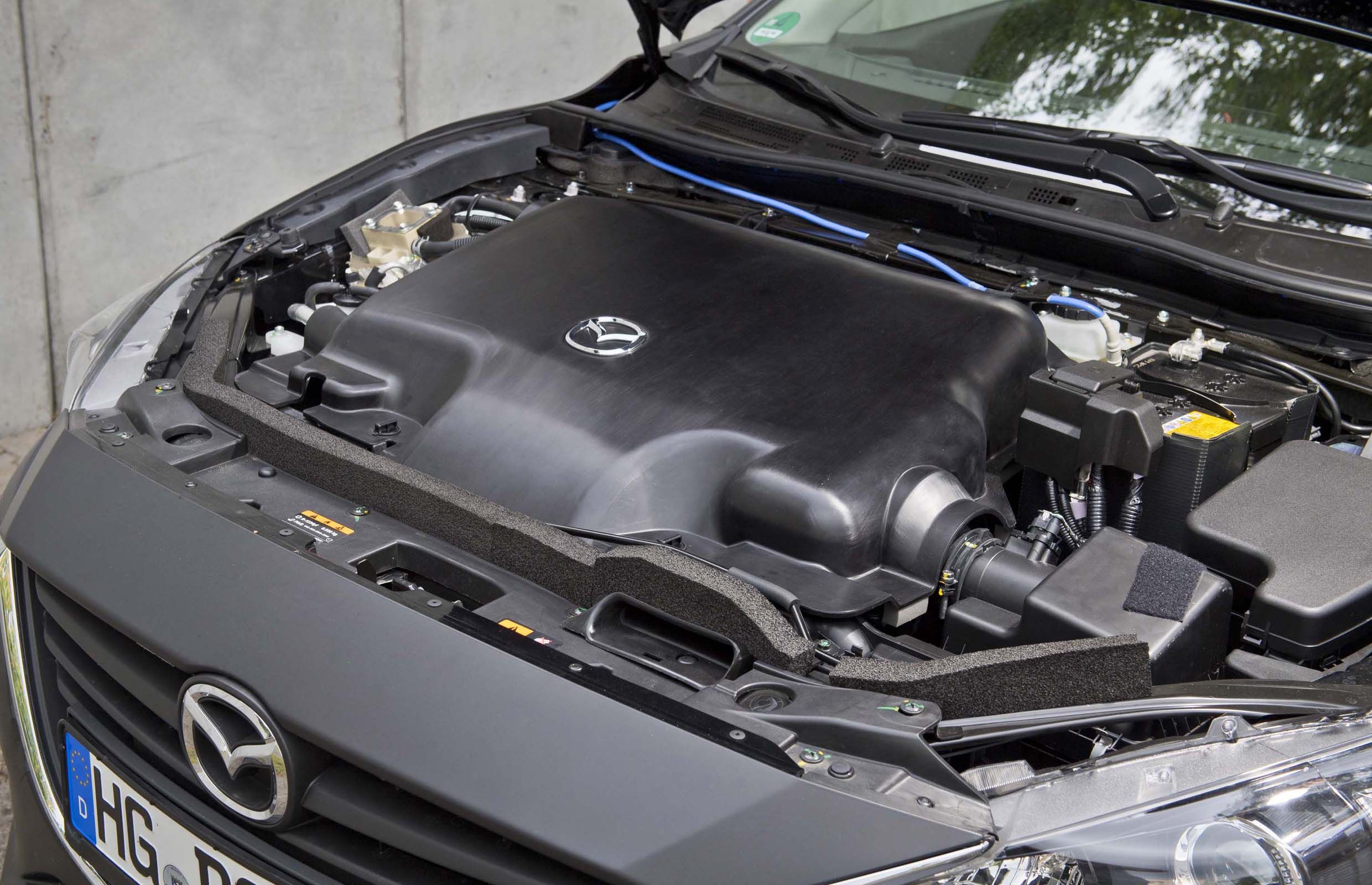 First Look: 2019 Mazda3 with SPCCI Skyactiv-X engine | Driving