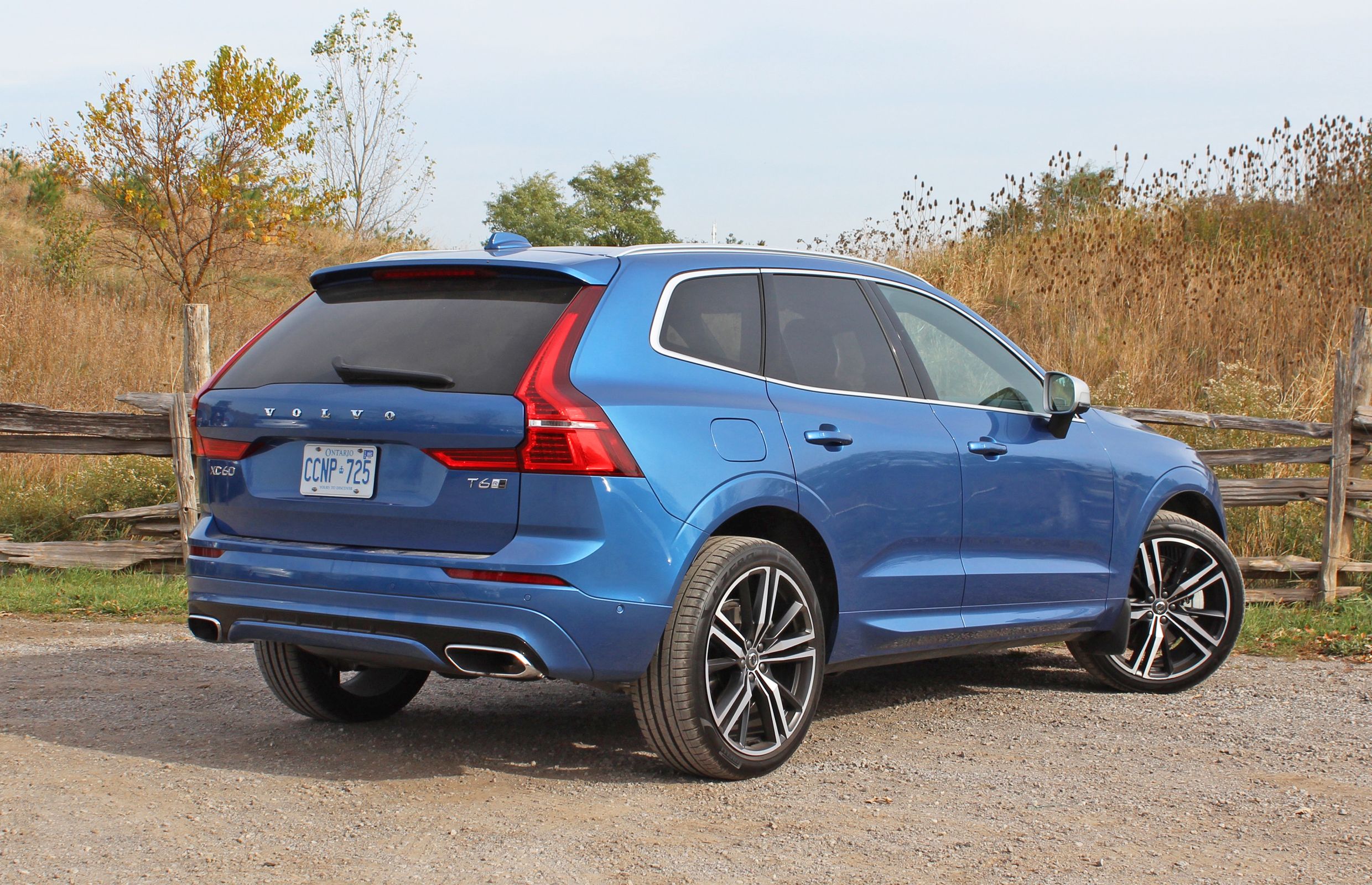 SUV Review: 2018 Volvo XC60 R-Design | Driving