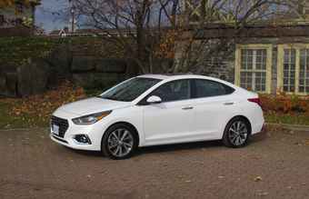 First Drive: 2018 Hyundai Accent | Driving