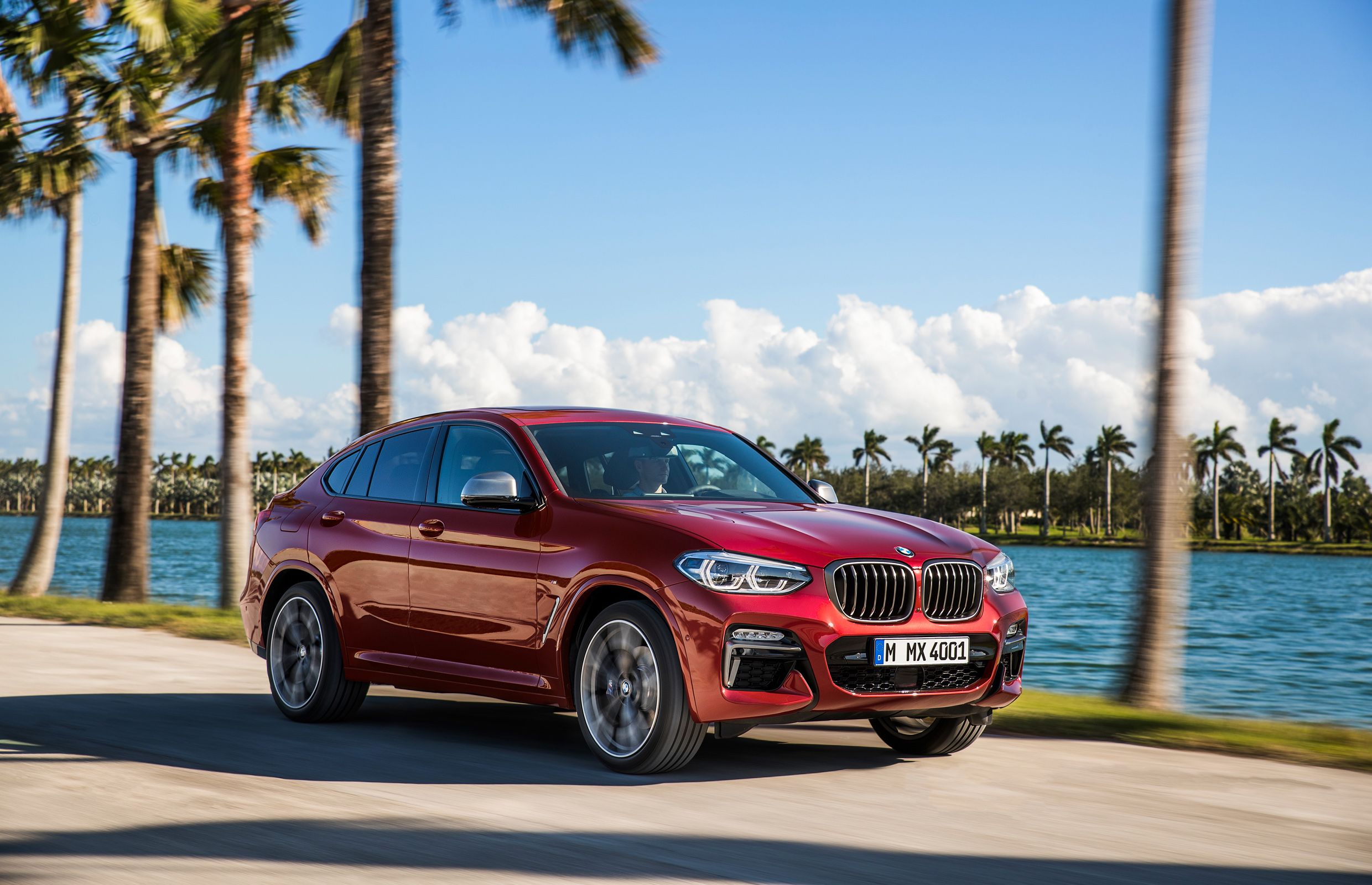 The next-gen BMW X4 gets bigger, but somehow lighter | Driving