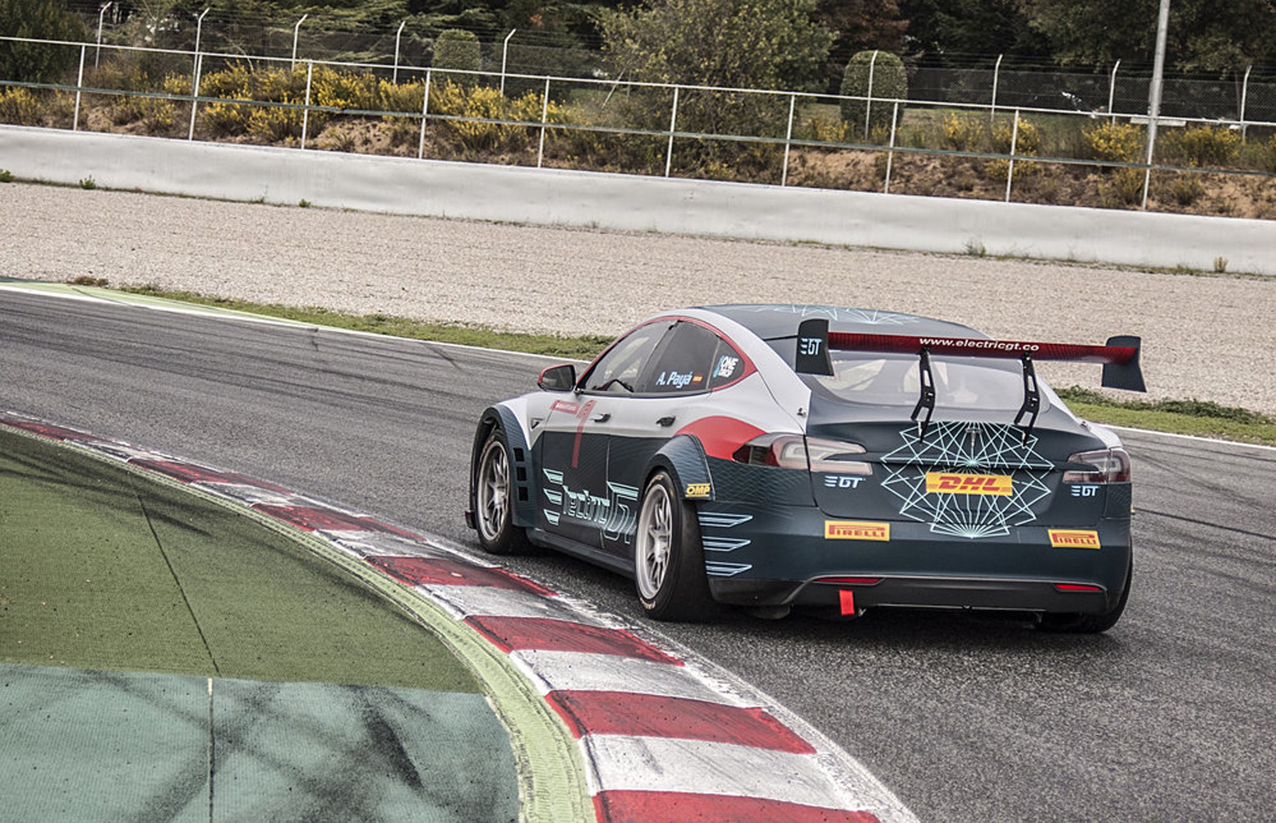 All-Tesla racing series approved by the FIA | Driving