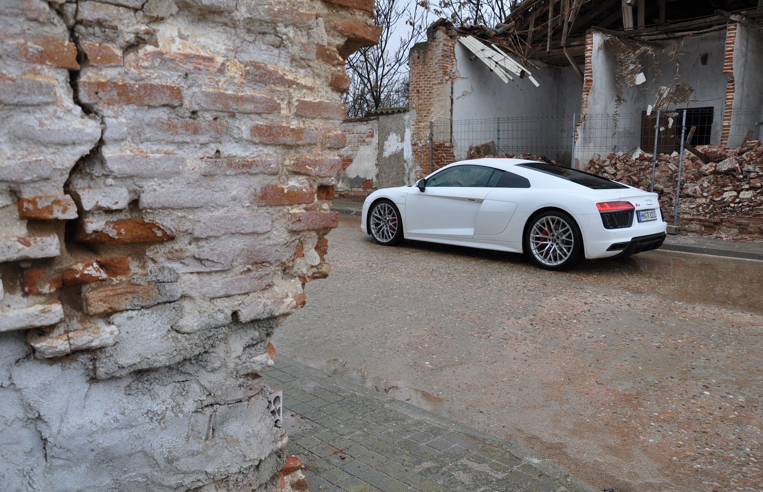 Audi may bring back a rear-wheel-drive R8 for 2020 | Driving