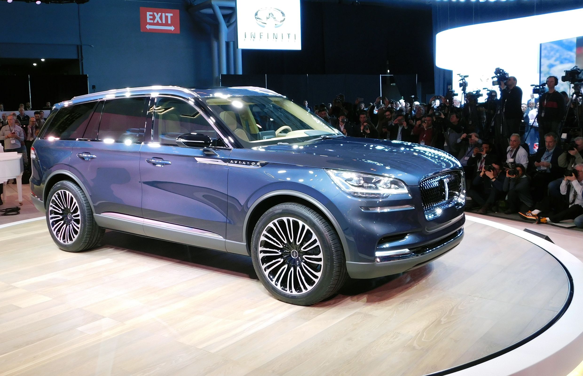 Lincoln Aviator concept previews a new SUV due out next year | Driving