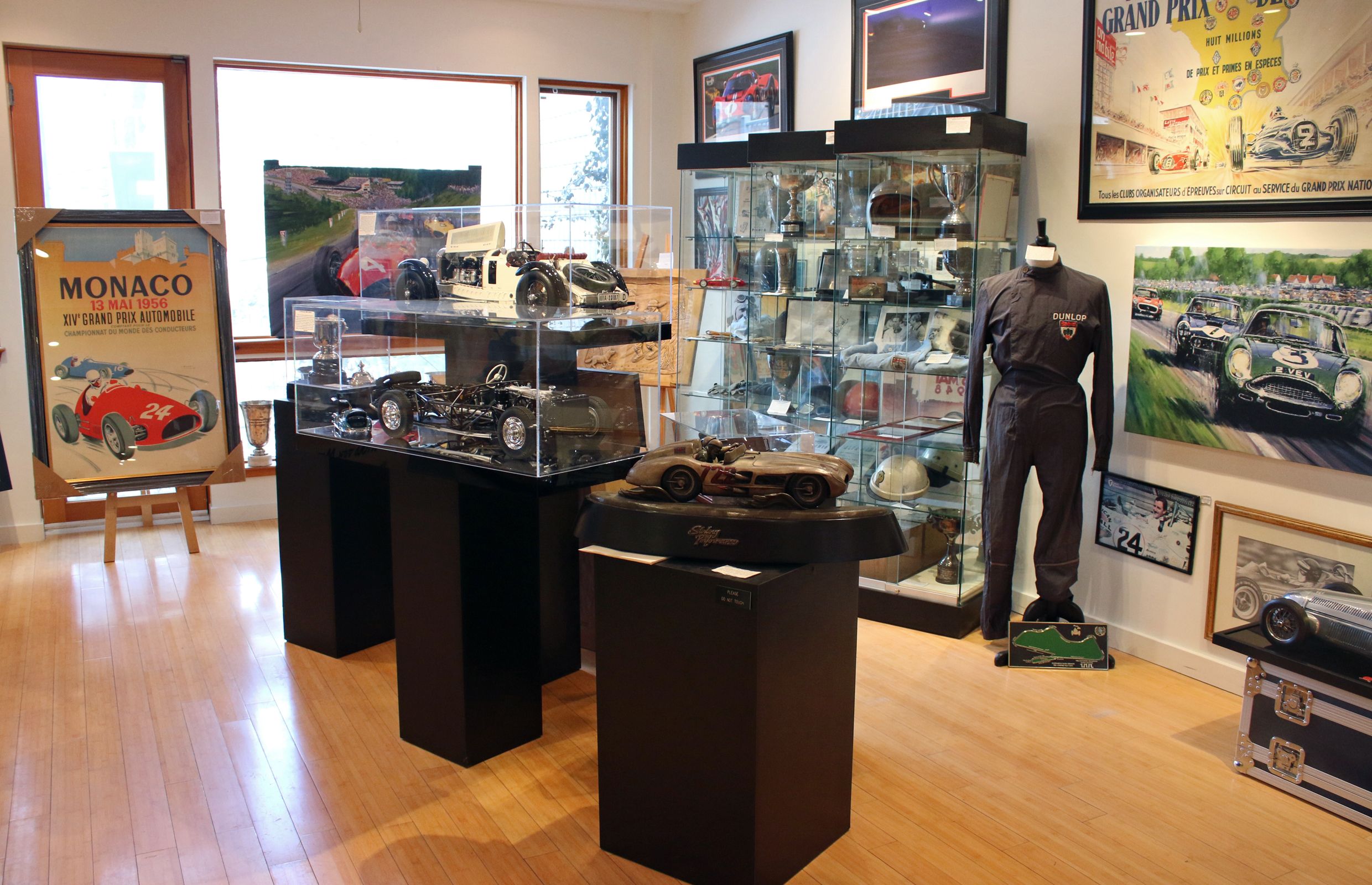 Toronto shop a hidden treasure of racing history | Driving