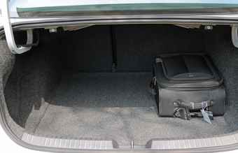 First Drive: 2019 Volkswagen Jetta | Driving