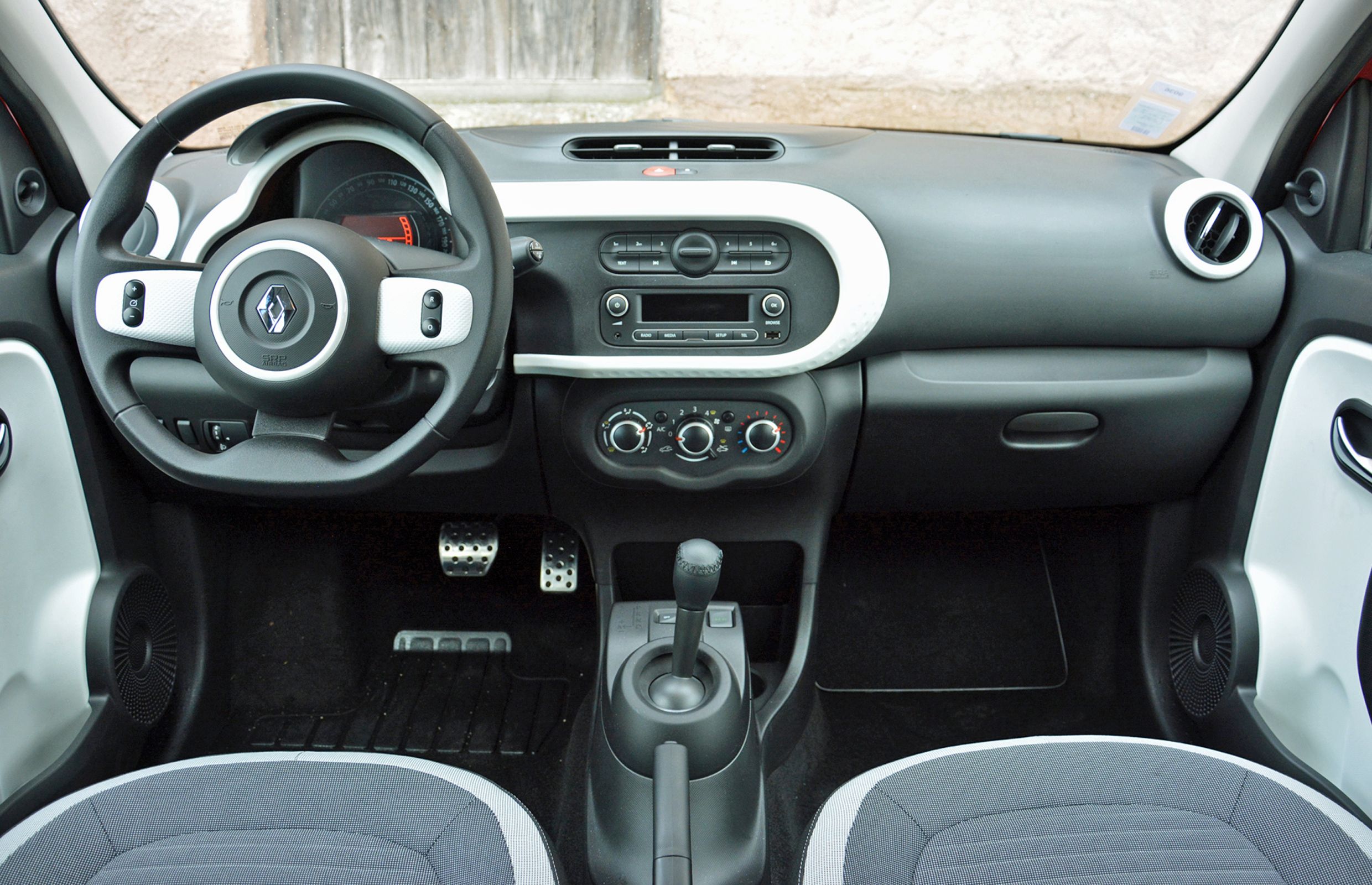 Rear-engine Renault Twingo is cool but still no poor-man's Porsche ...