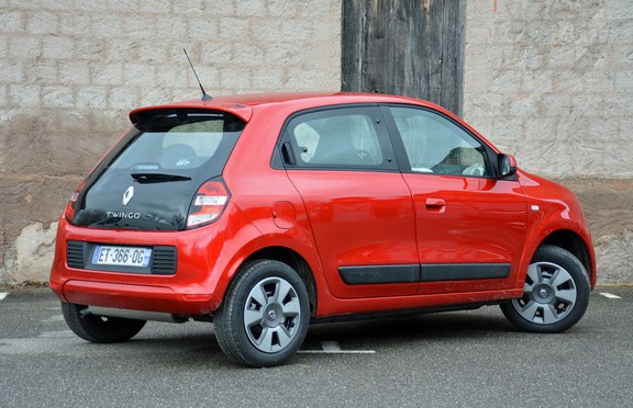 Rear-engine Renault Twingo is cool but still no poor-man's Porsche ...