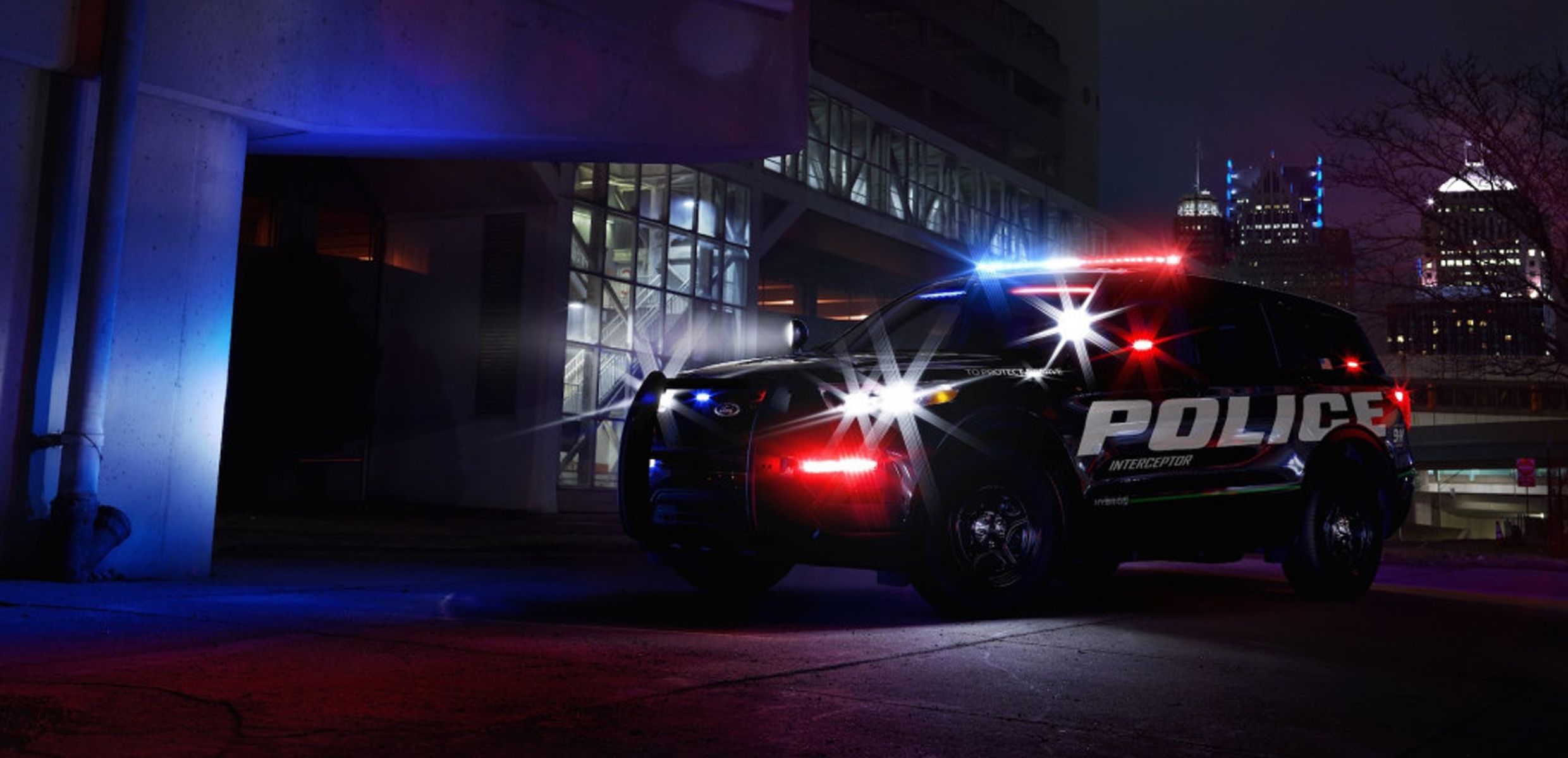 Ford teases new 2020 Explorer hybrid — in cop car form | Driving