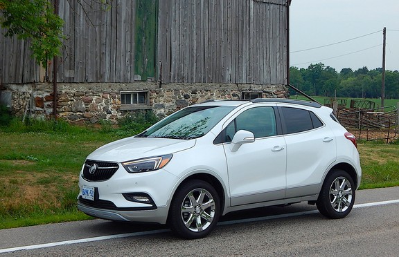 SUV Review: 2018 Buick Encore Premium AWD | Driving