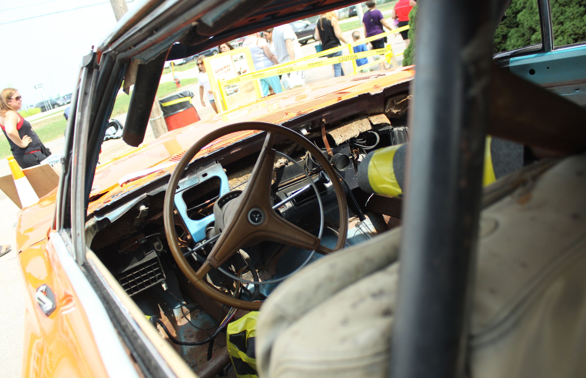 Dukes of Hazzard car draws crowds and charity donations at Winona Peach ...