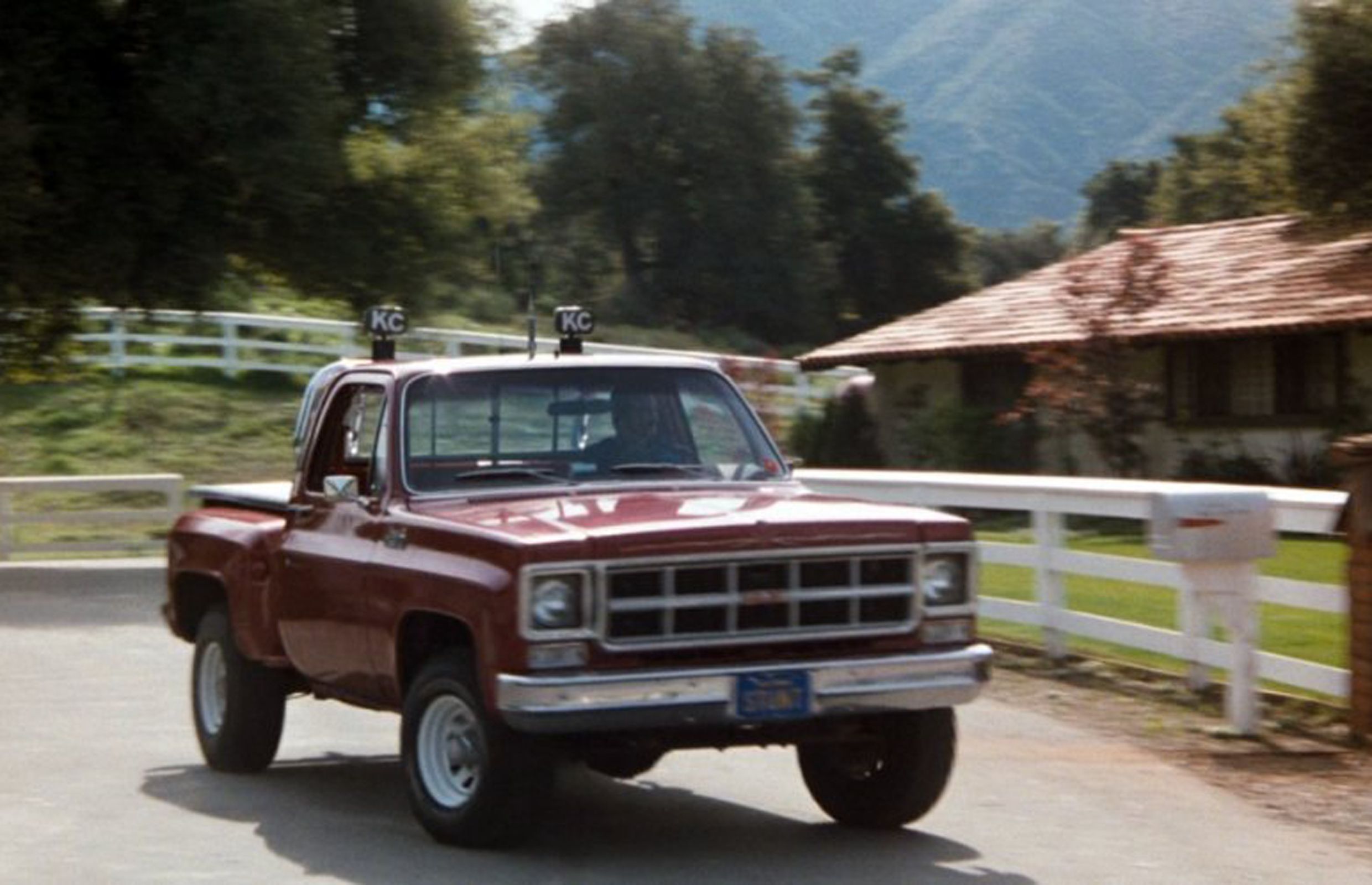 Five of the most memorable cars from Burt Reynolds’ movies | Driving