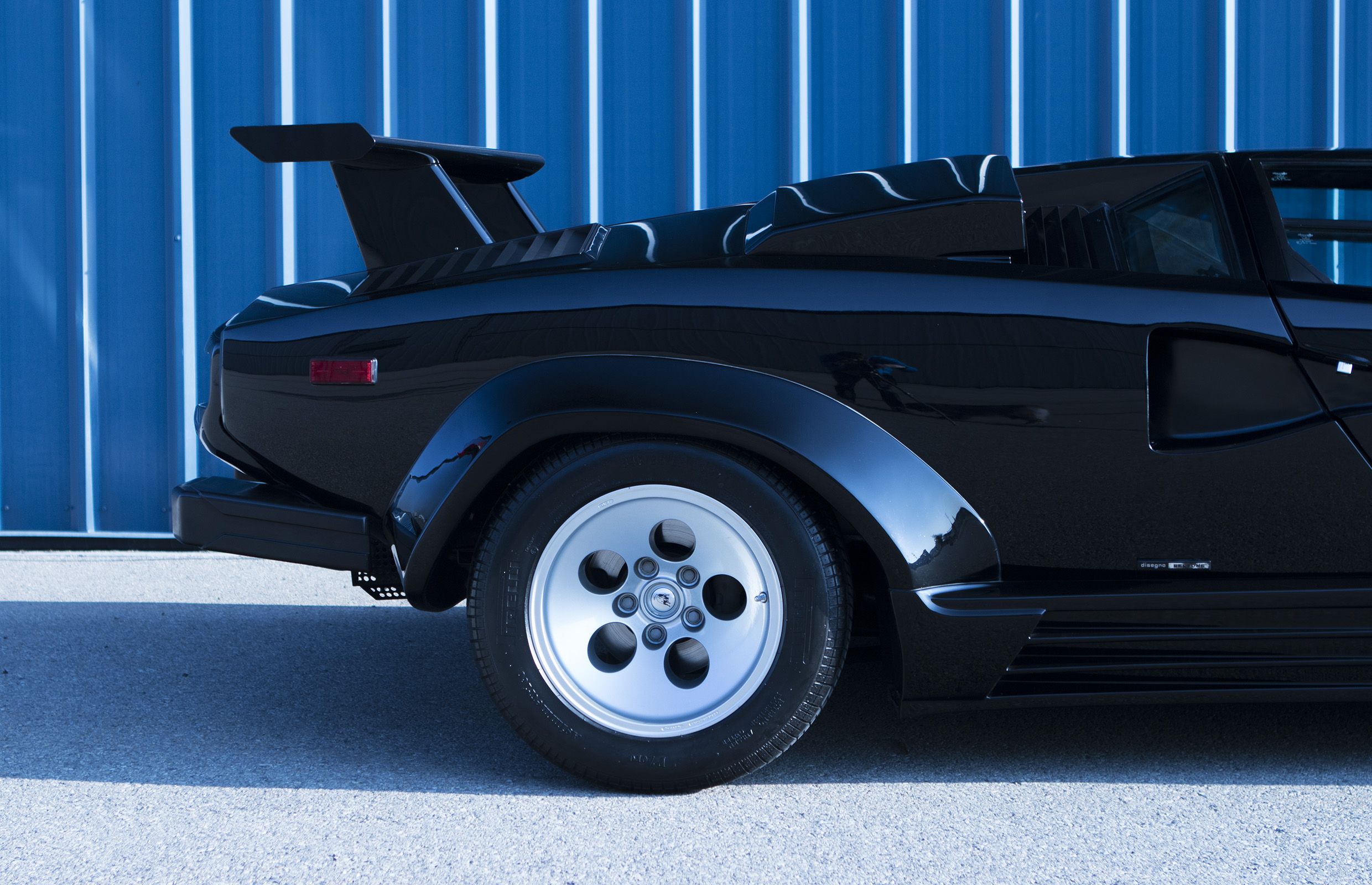 This Lamborghini Countach is a 1980s dream machine | Driving